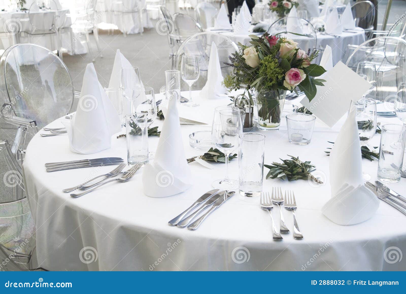 Table decoration stock photo. Image of celebration, shine - 2888032