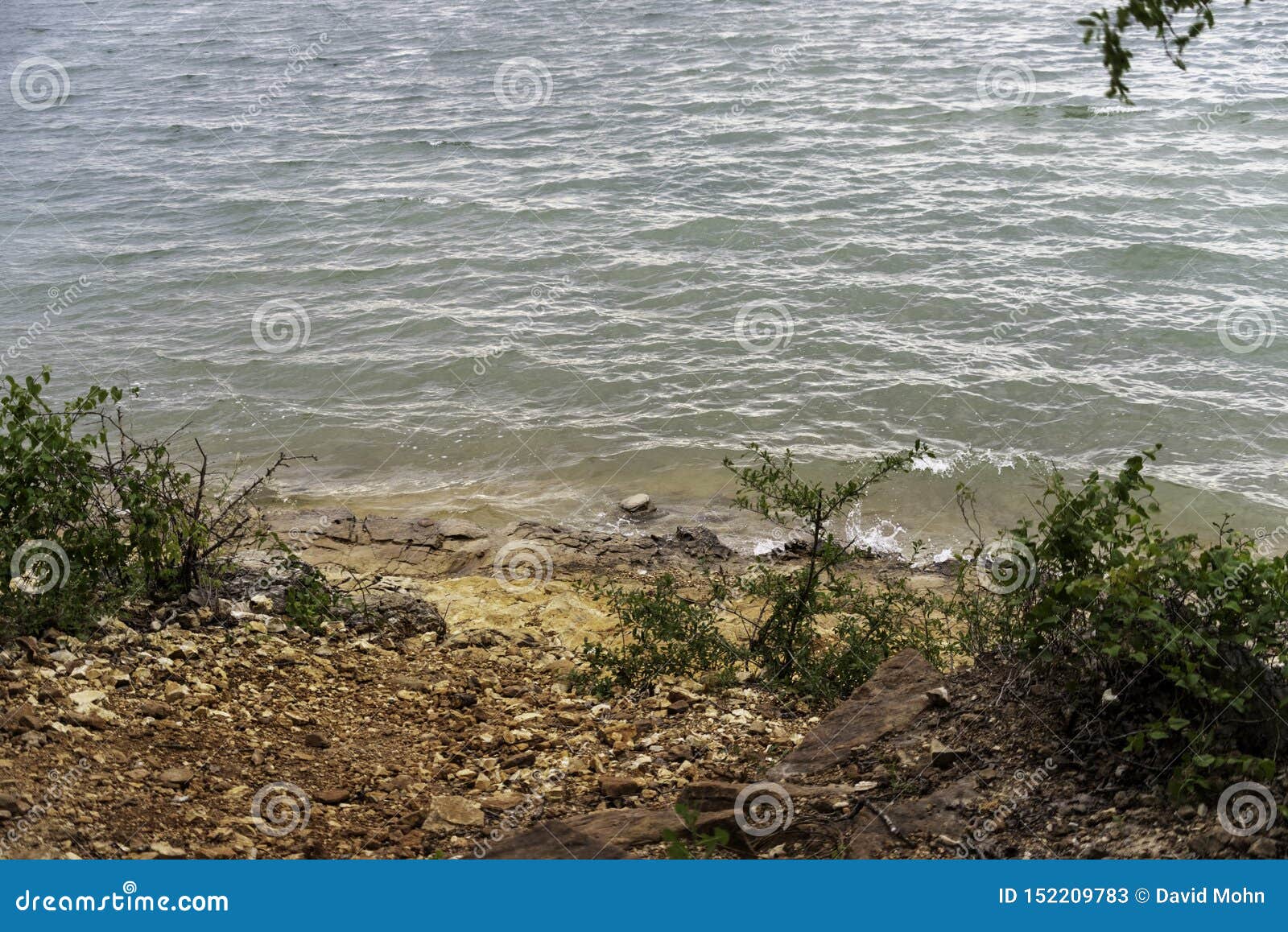 Rocky Beach on the Shore of Table Rock Lake Stock Image - Image of ...