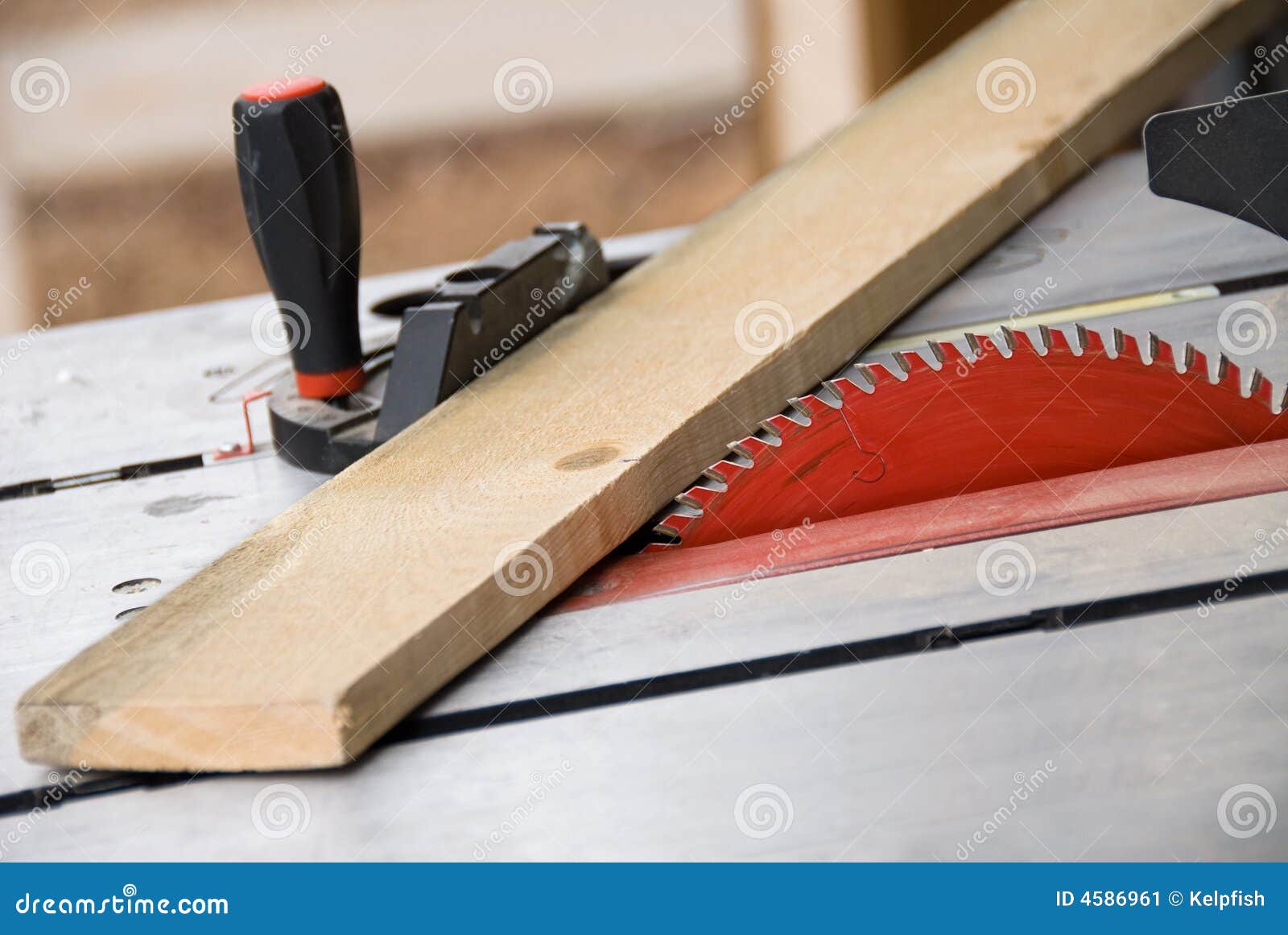 Table saw stock image. Image of skill, electric, carpentry - 4586961