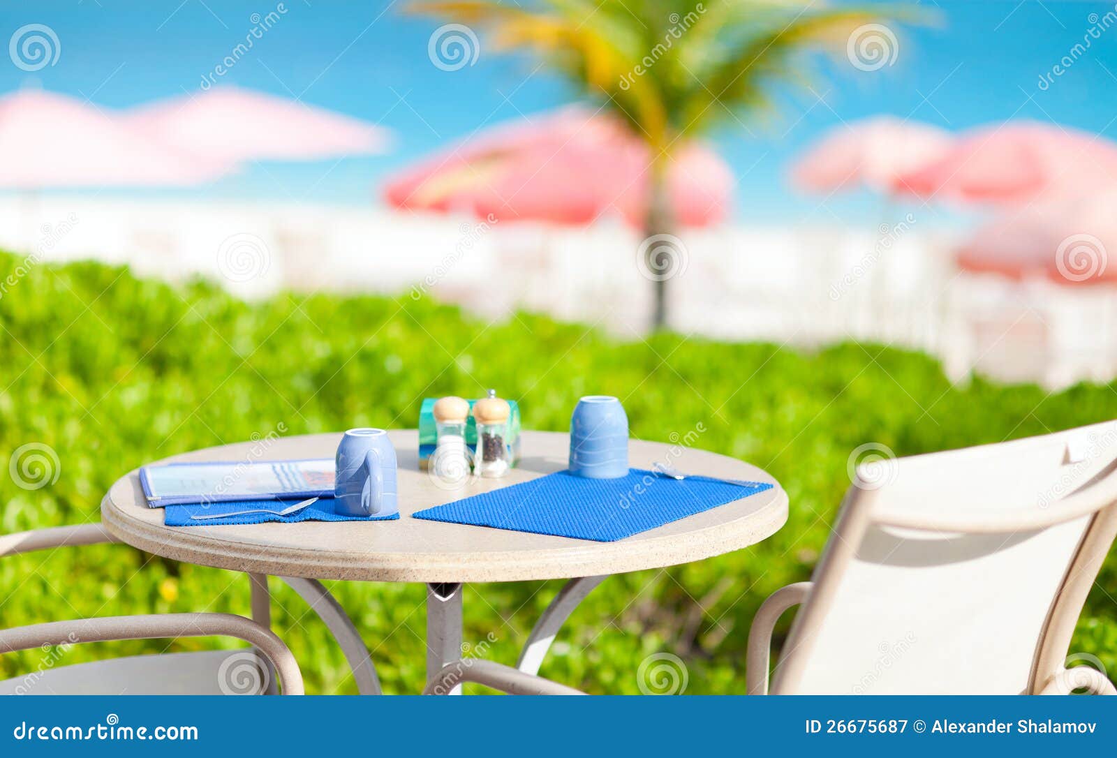 Table at Seaside Restaurant Stock Image - Image of empty, edge: 26675687
