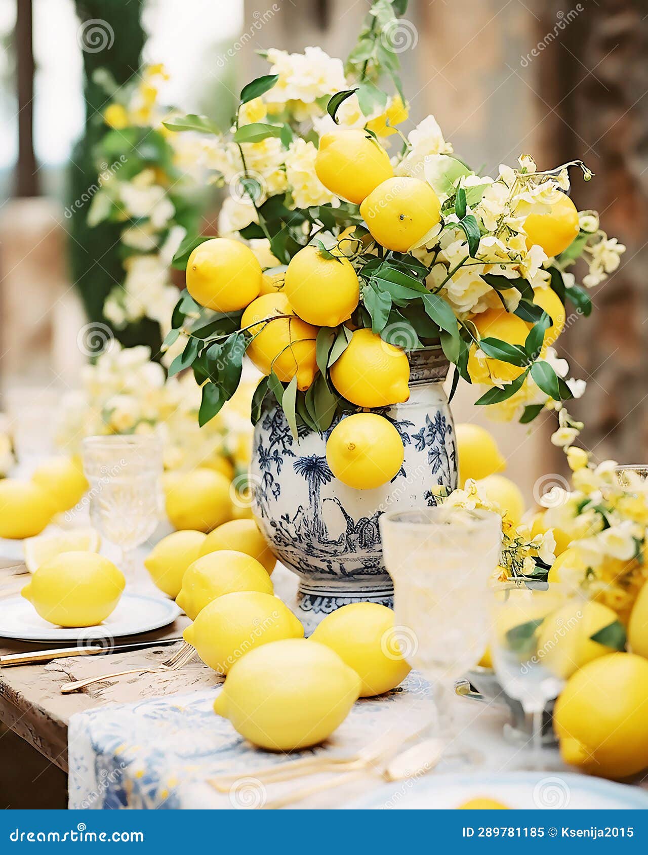 Table Server in Italy Style Stock Illustration - Illustration of garden ...