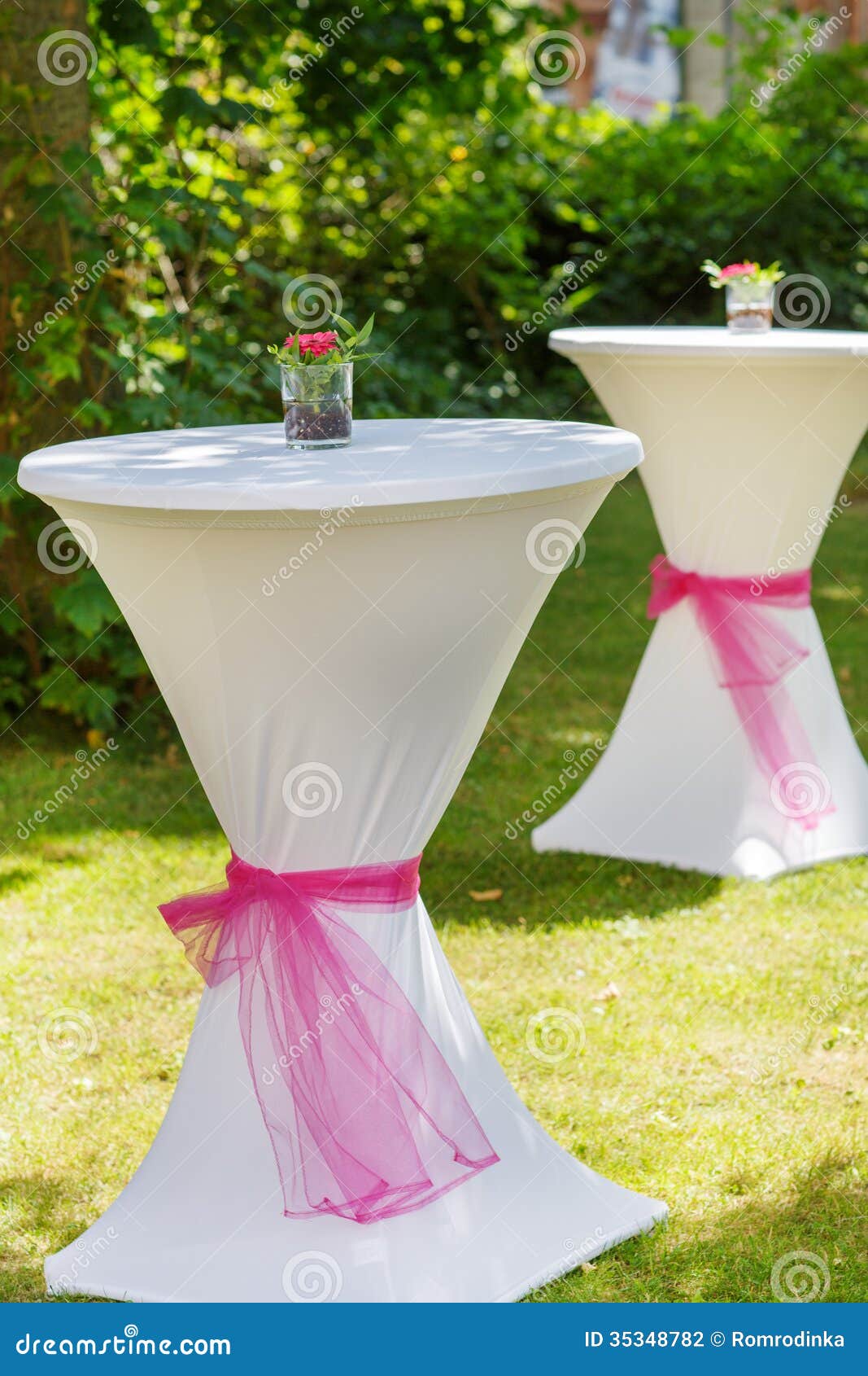 Table Set for Outdoor Summer Wedding or Event Stock Photo - Image of ...