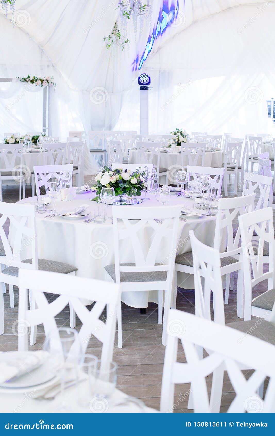 Table Set for Wedding Banquet Stock Image - Image of banquet, dining ...