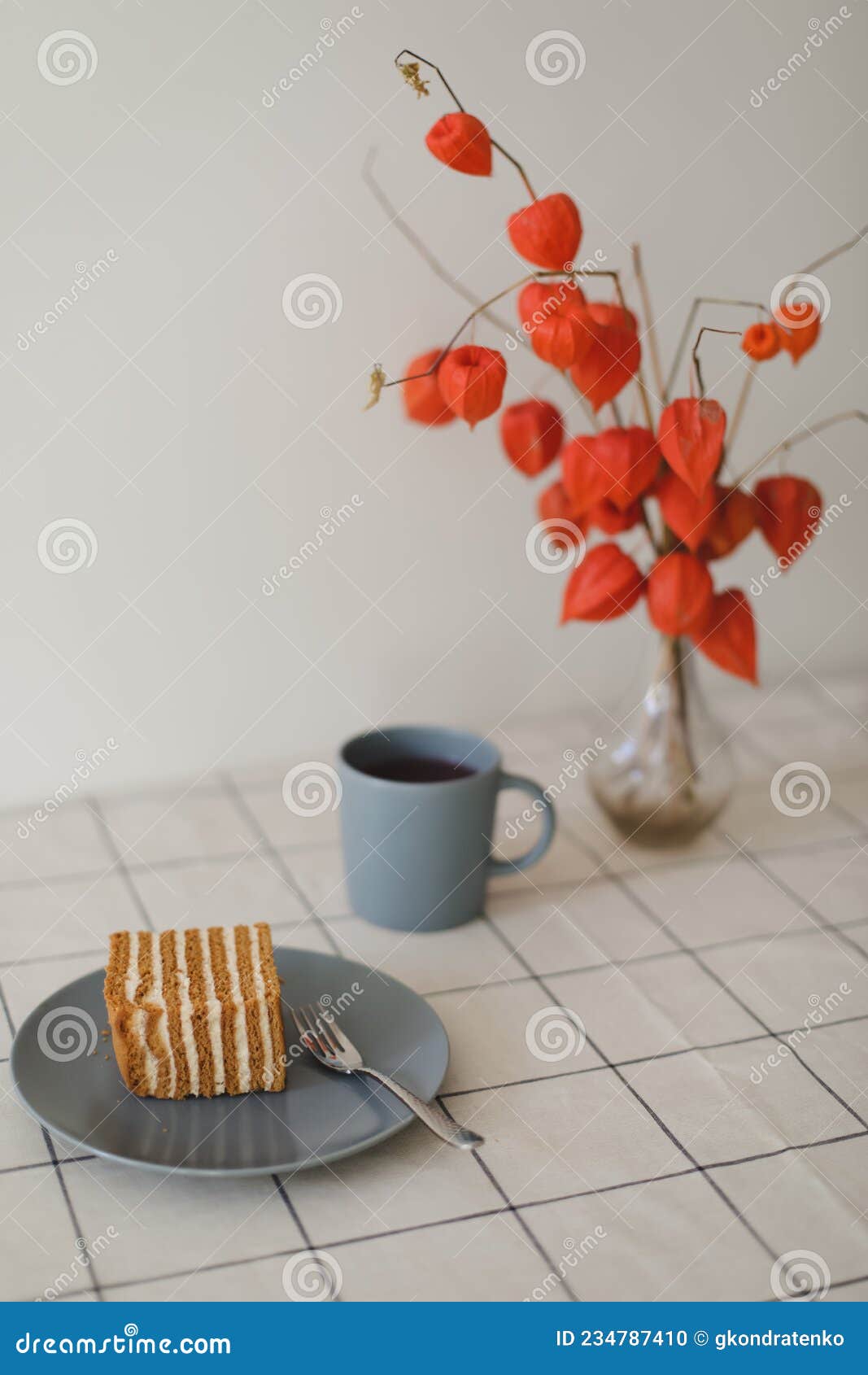 Table Setting for Breakfast with Delicious Cake, Aesthetic Look Stock ...