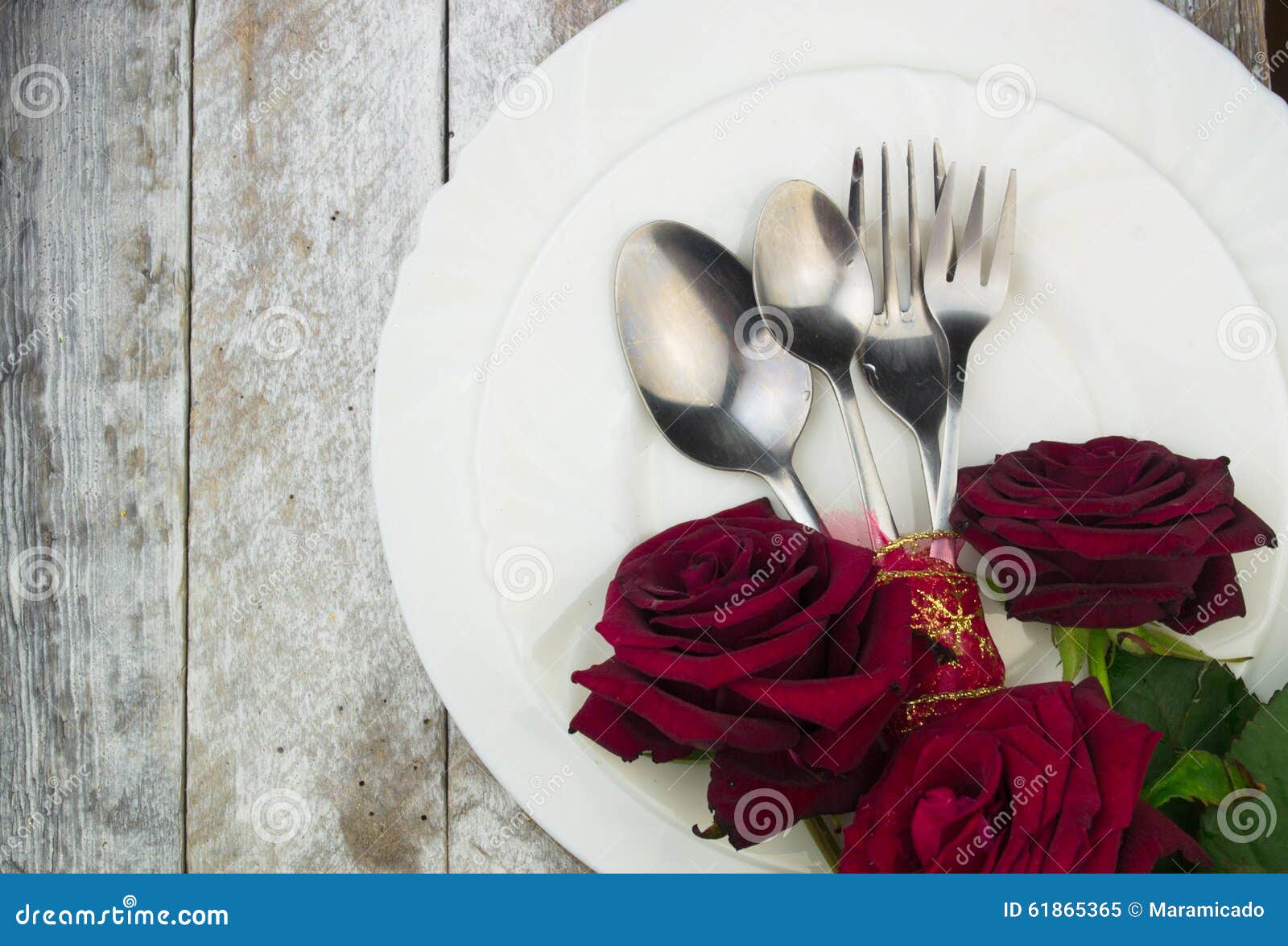 Table Setting with Red Roses on White Wood Background Stock Image ...