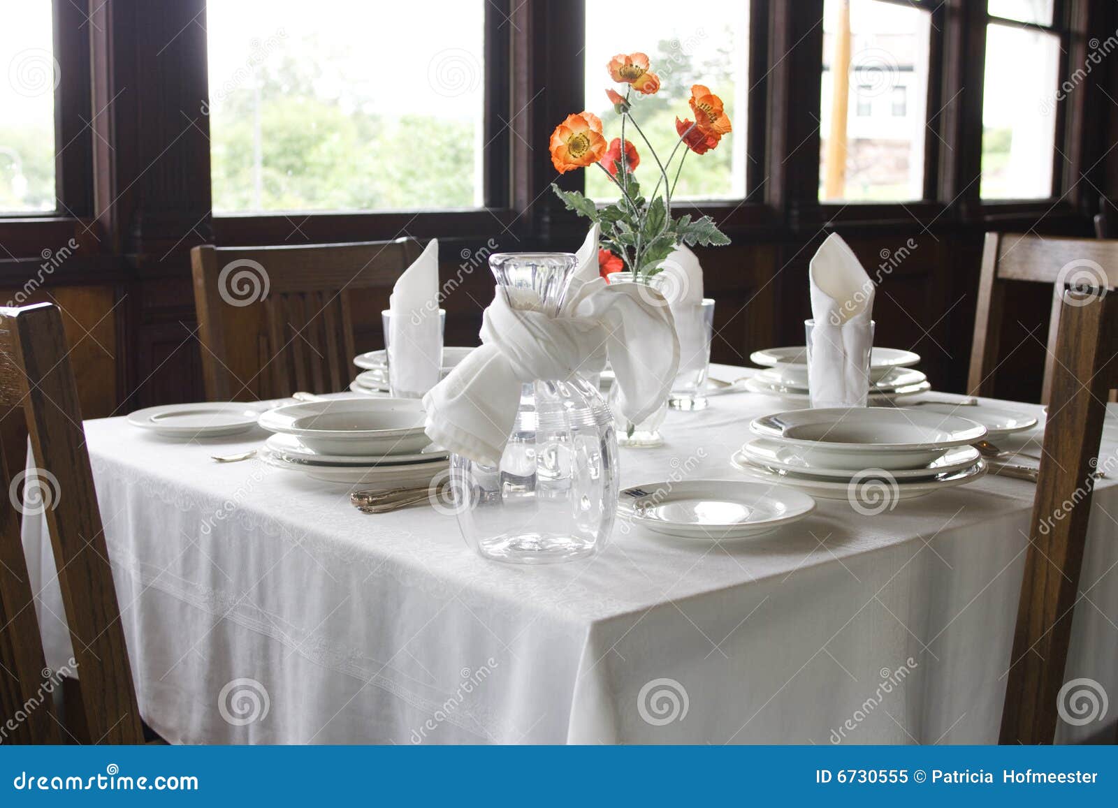 Table Setting in Restaurant Stock Image - Image of fork, design: 6730555