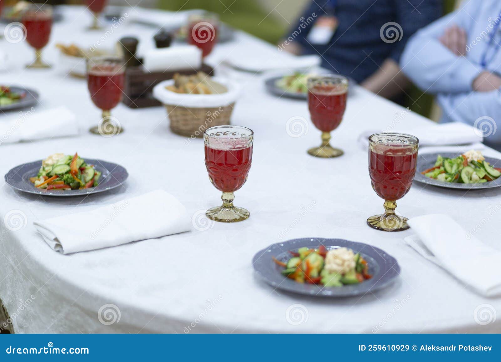 Table Setting.Table Setting in the Restaurant Stock Image - Image of ...