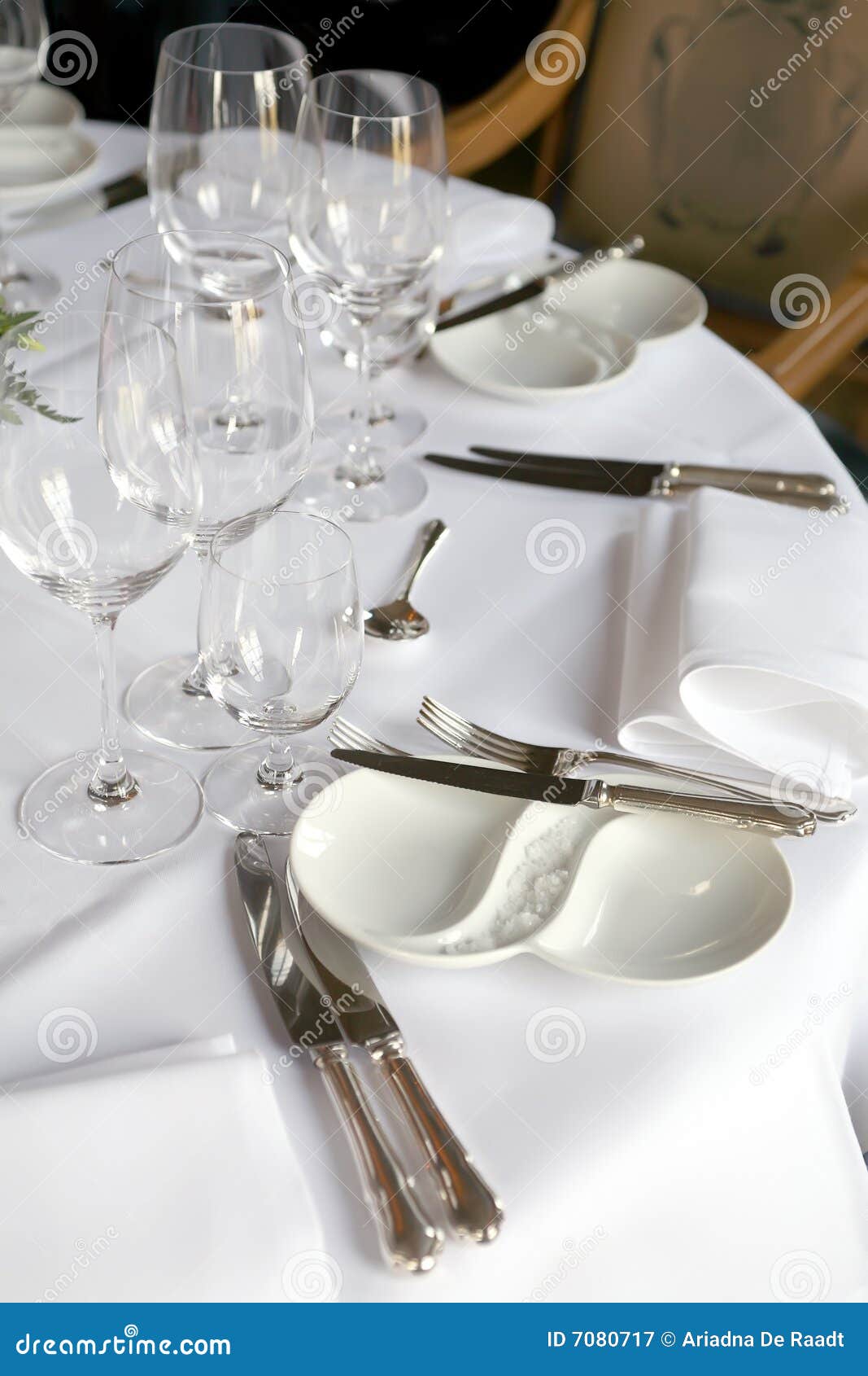 Tableau pour la réception image stock. Image du restauration - 7080717