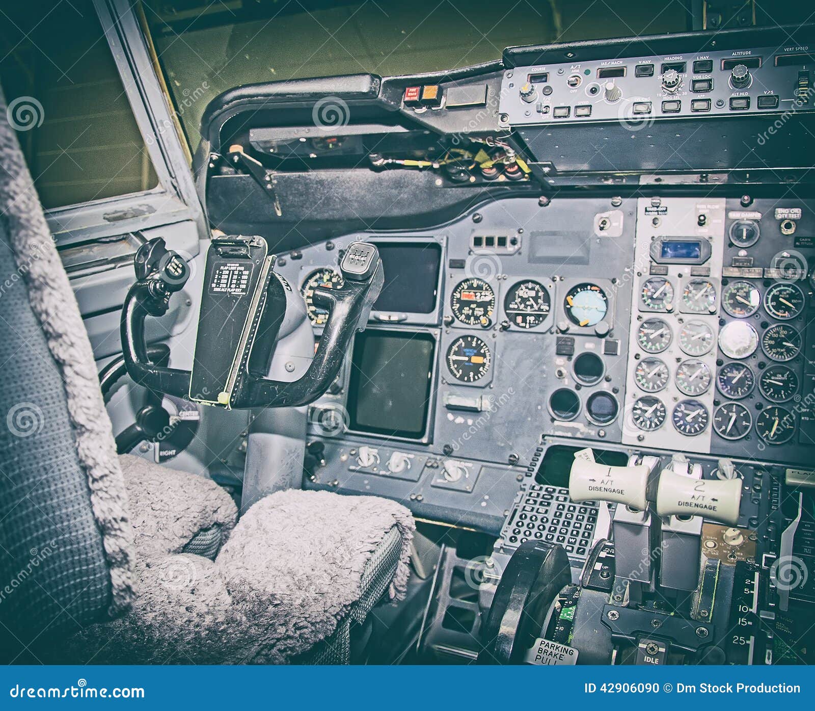 Tablero De Instrumentos De Los Aviones Foto de archivo - Imagen de ...