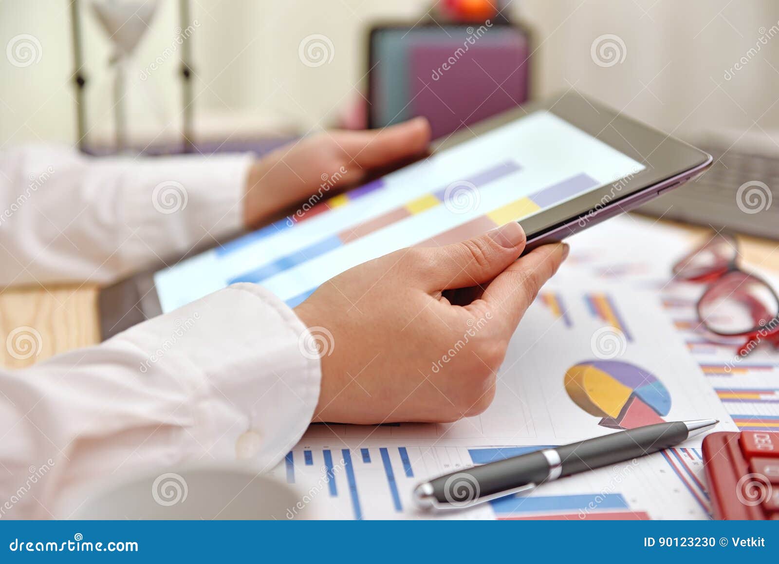 Tablet with Financial Charts Stock Photo - Image of desk, gadget: 90123230