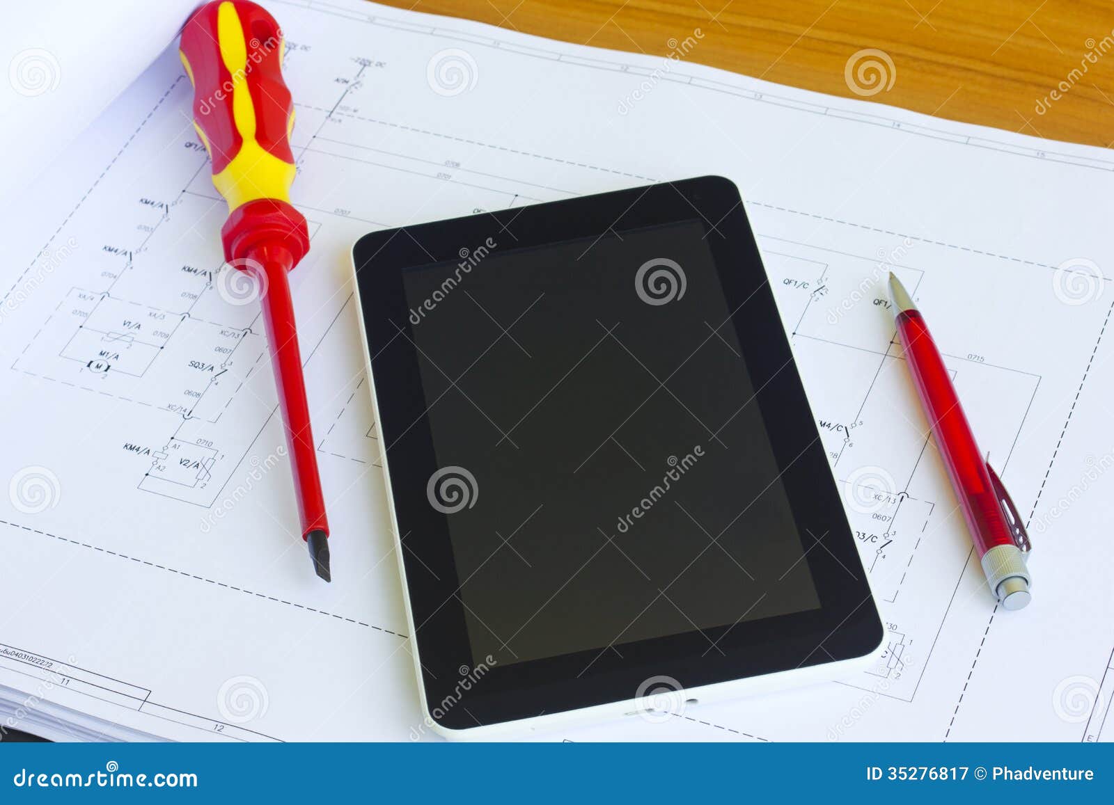 Tablet Over Engineering Diagram Stock Image - Image of book, electronic ...