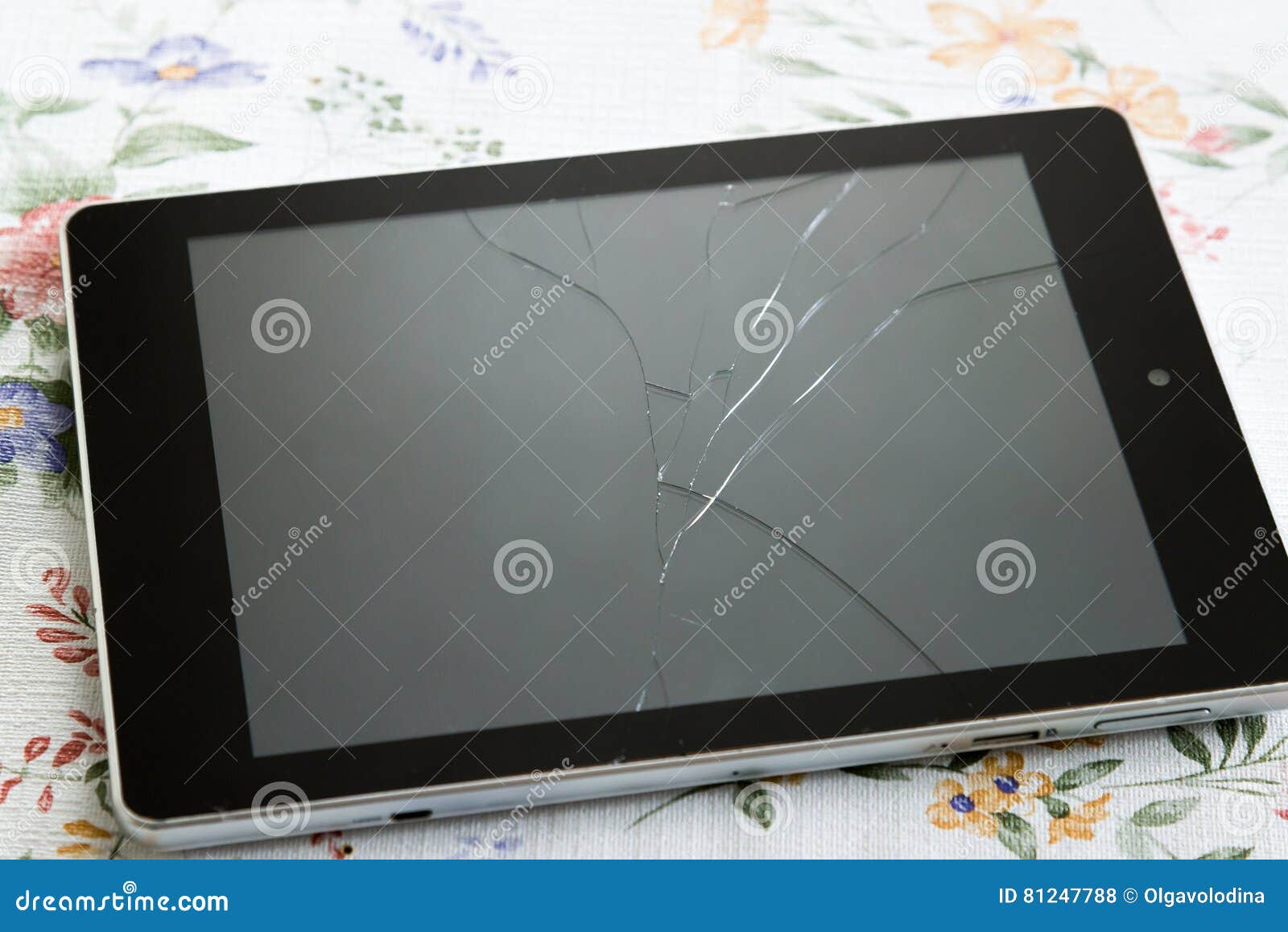 91 Tablet Pc Broken Screen Photos - Free & Royalty-Free Stock Photos ...