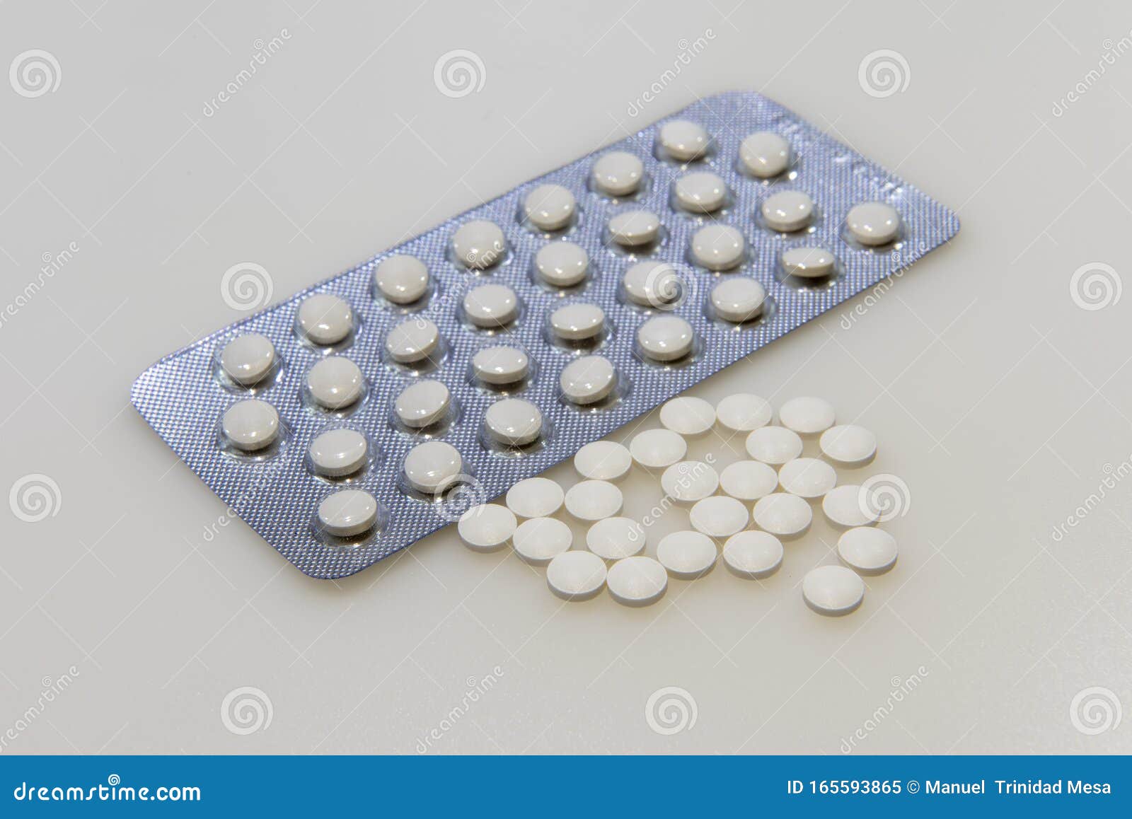 Tablet of Pharmaceutical Tablets on White Background Stock Image ...
