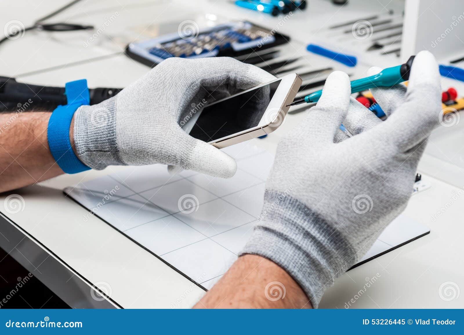 Tablet, pod repair stock image. Image of repaired, innovation - 53226445