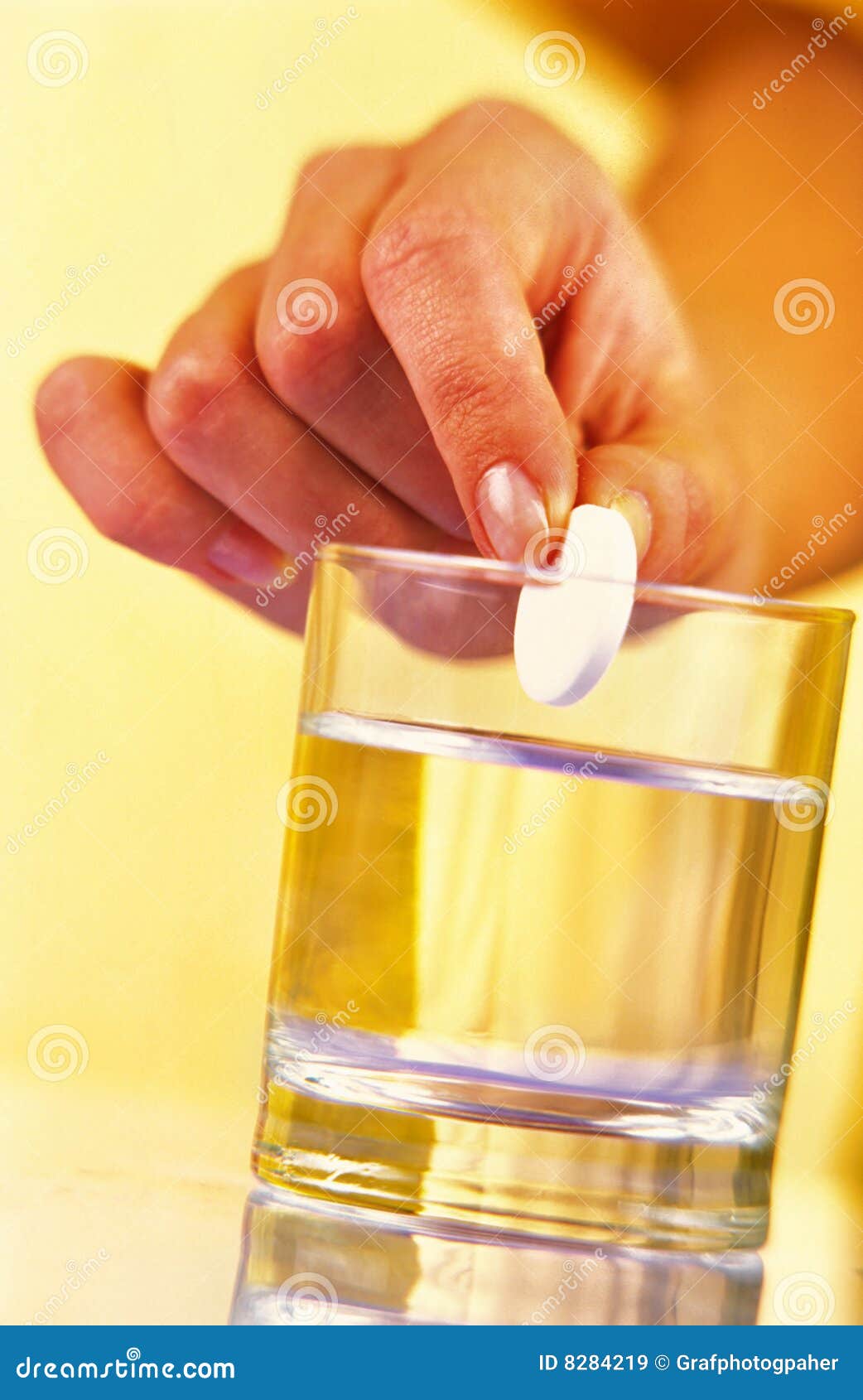 Tablet and water stock image. Image of drink, heal, antibiotic - 8284219