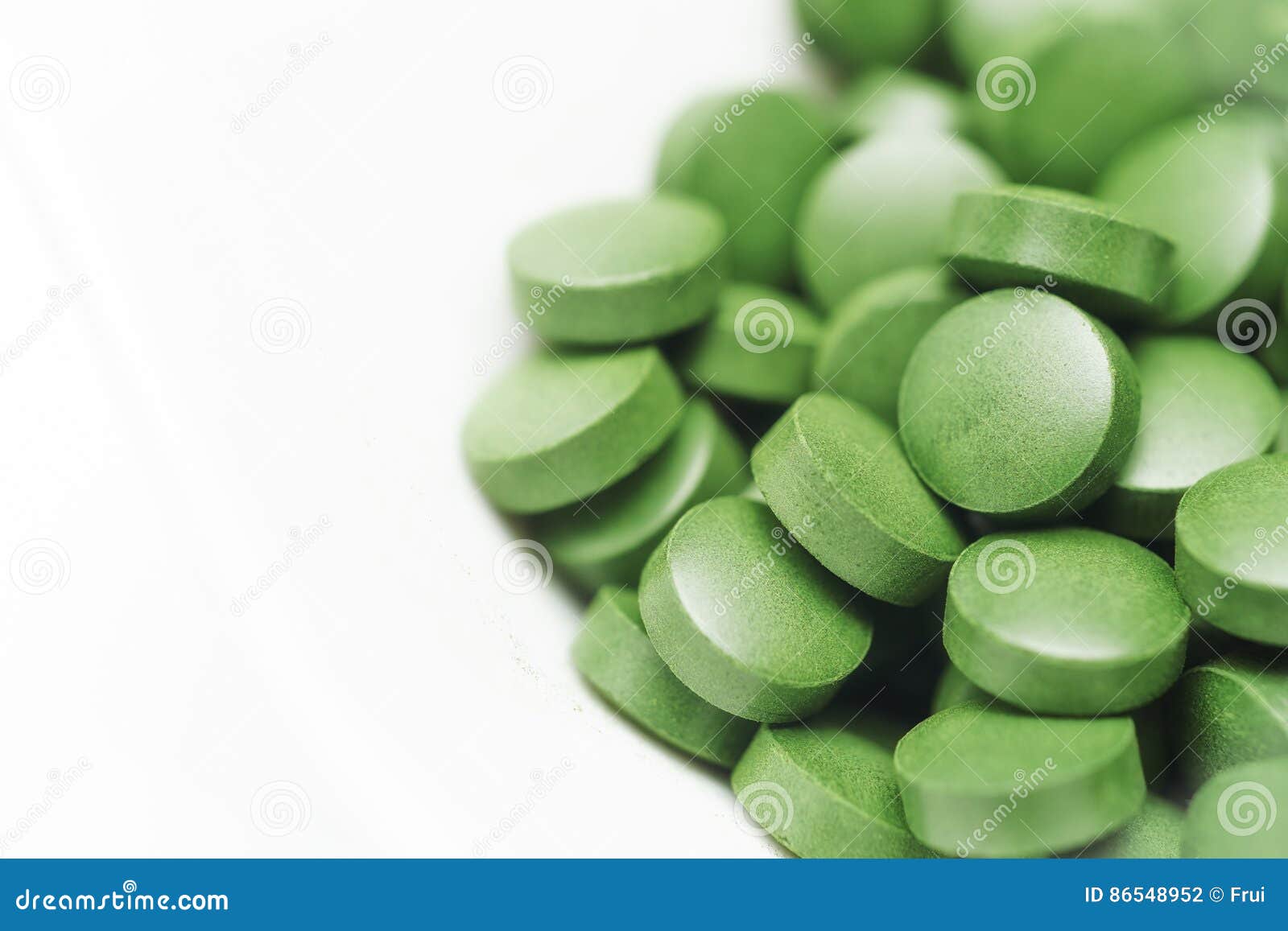 Tablets of Chlorella - Green Algae Stock Photo - Image of food, tablets ...