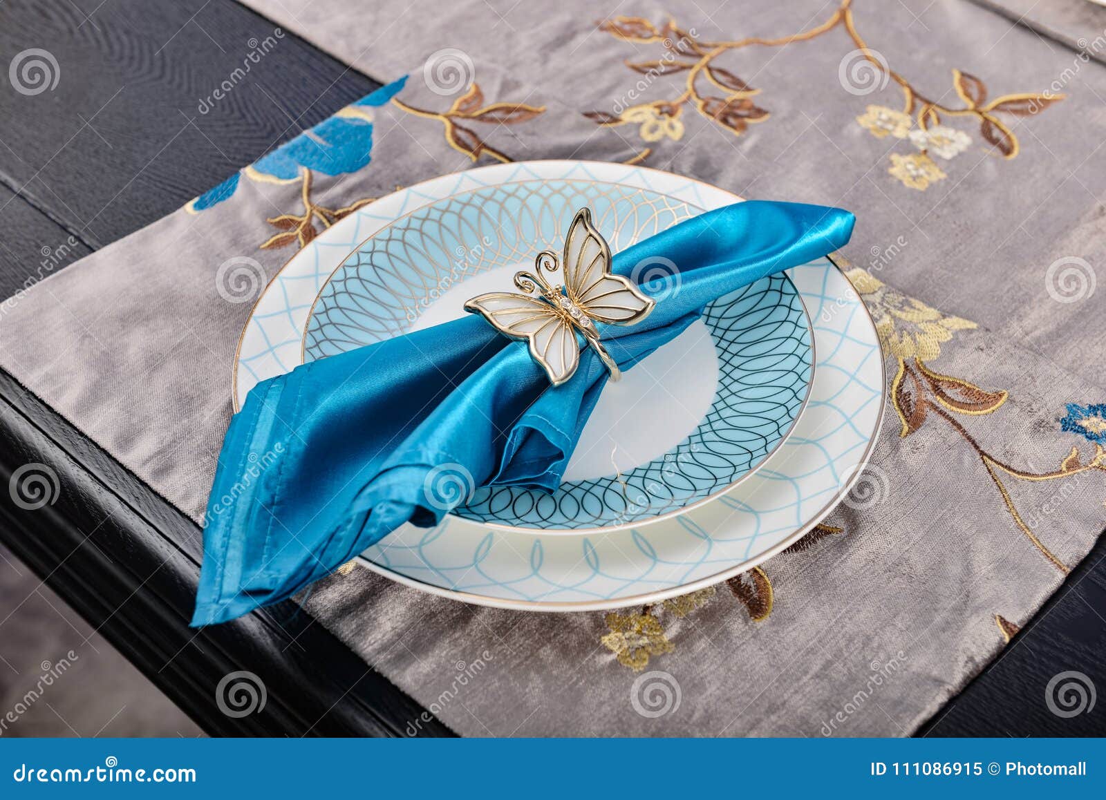 Tableware Dinnerware Dinner Service Dish Stock Image - Image of cloth ...