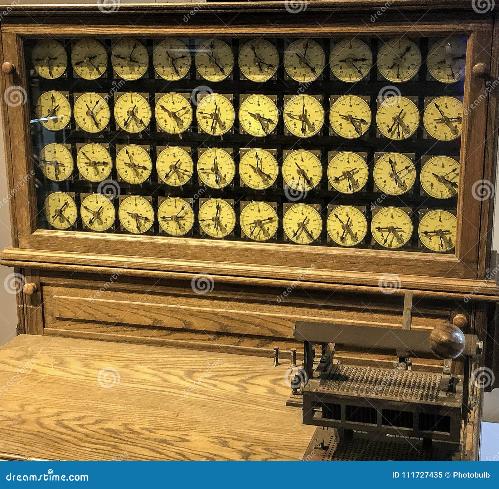 Tabulator De Hollerith Para O U S Recenseamento Em 1890 Imagem ...