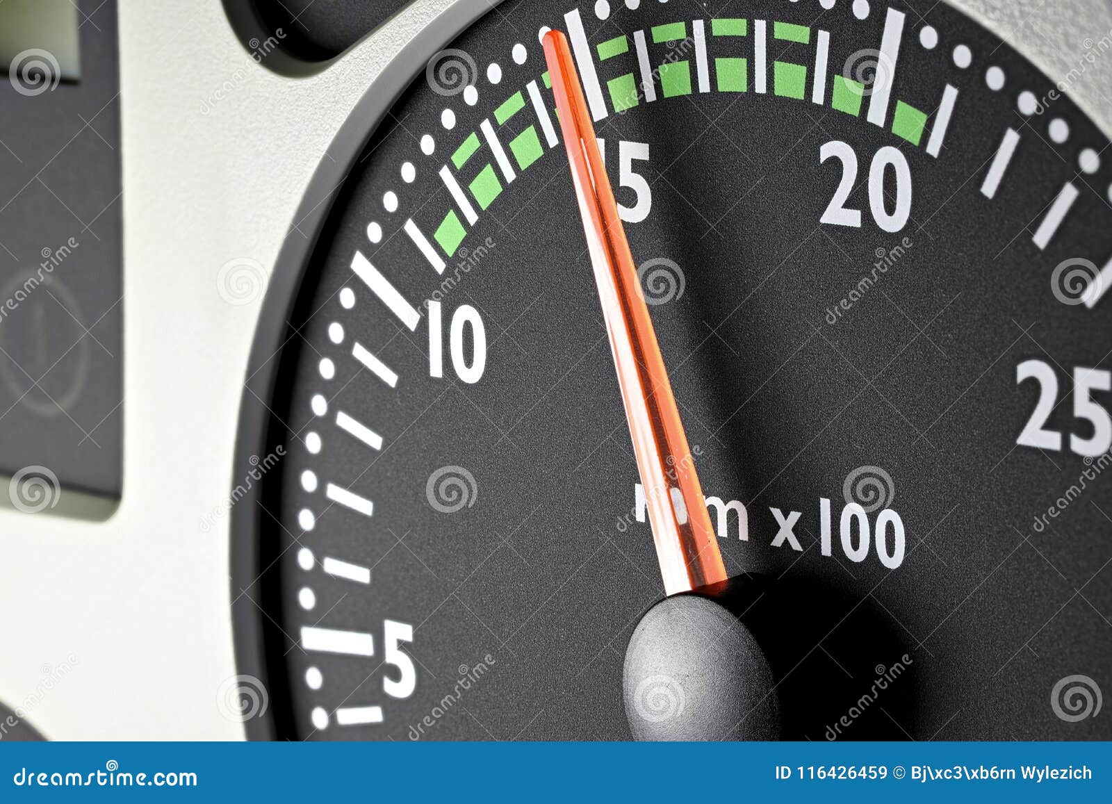 Tacómetro imagen de archivo. Imagen de velocidad, instrumentos - 116426459