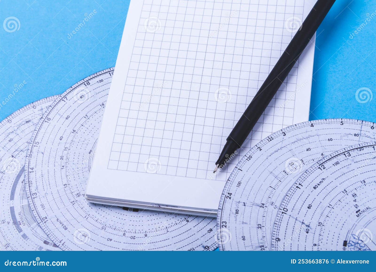Tachograph and Notepad. Driver Time Tracking. Fixing the Movement of ...