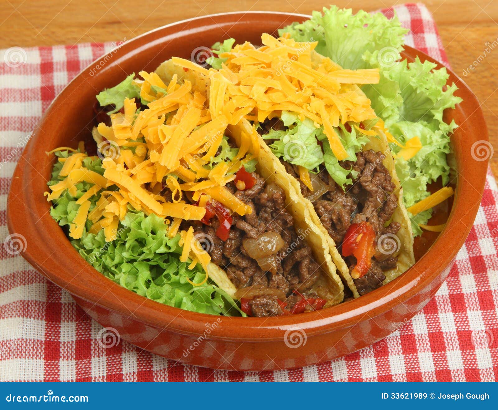 Taci messicani del manzo immagine stock. Immagine di riempito - 33621989