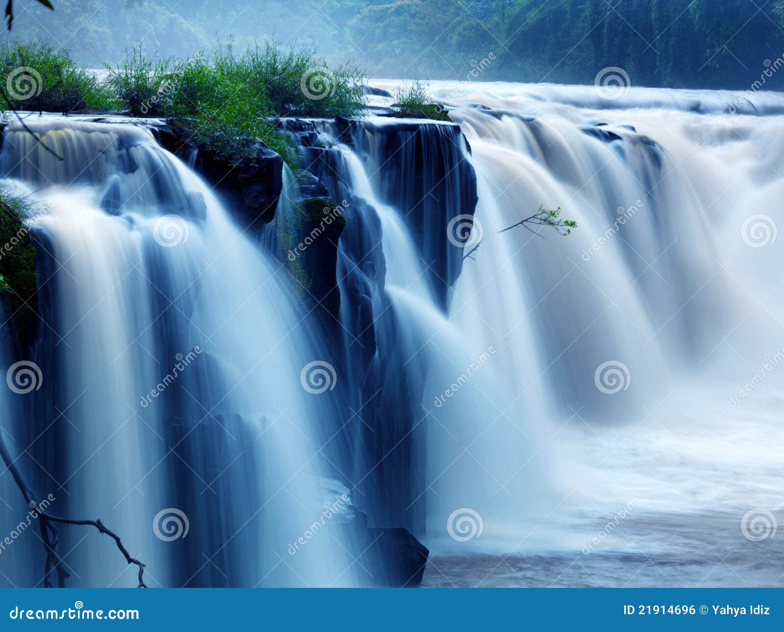 Tad-Pa Suam waterfall stock photo. Image of motion, beautiful - 21914696