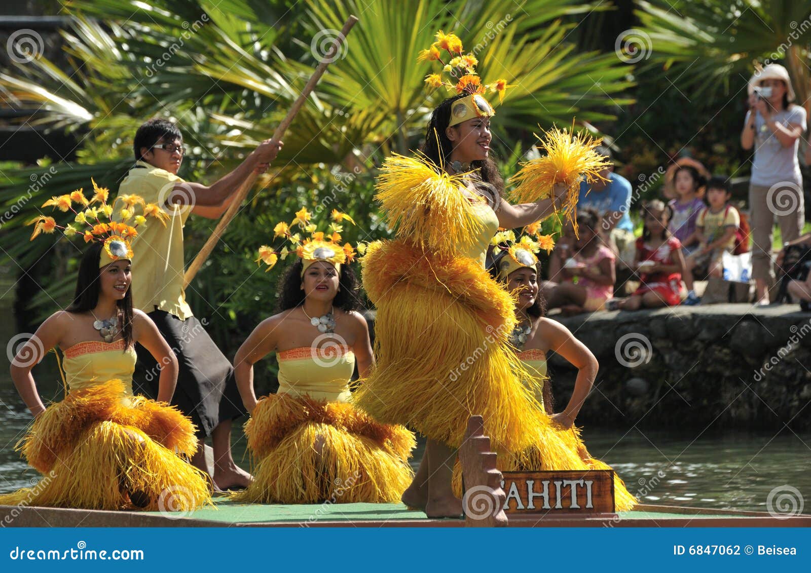 Tahiti Dance editorial photography. Image of island, water - 6847062
