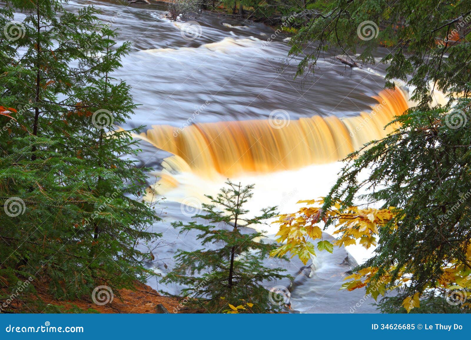 Tahquamenon Stream stock image. Image of rushing, lower - 34626685