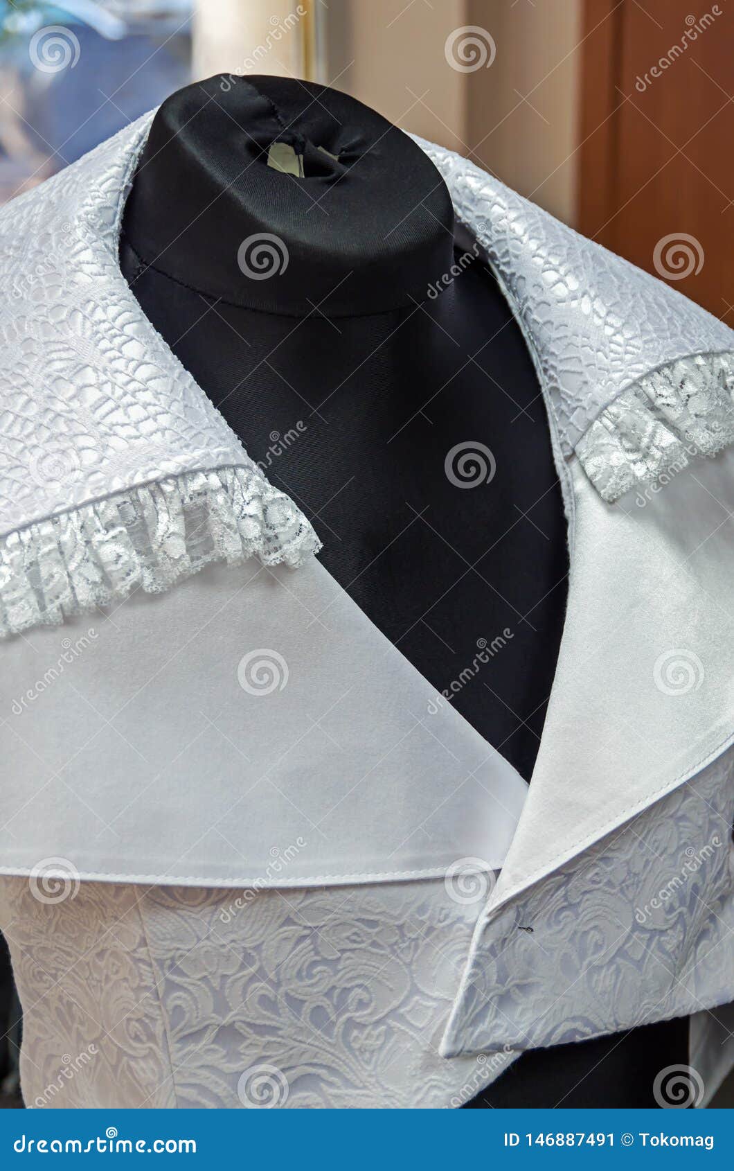 Tailor dummy stock image. Image of mannequin, clipping - 146887491