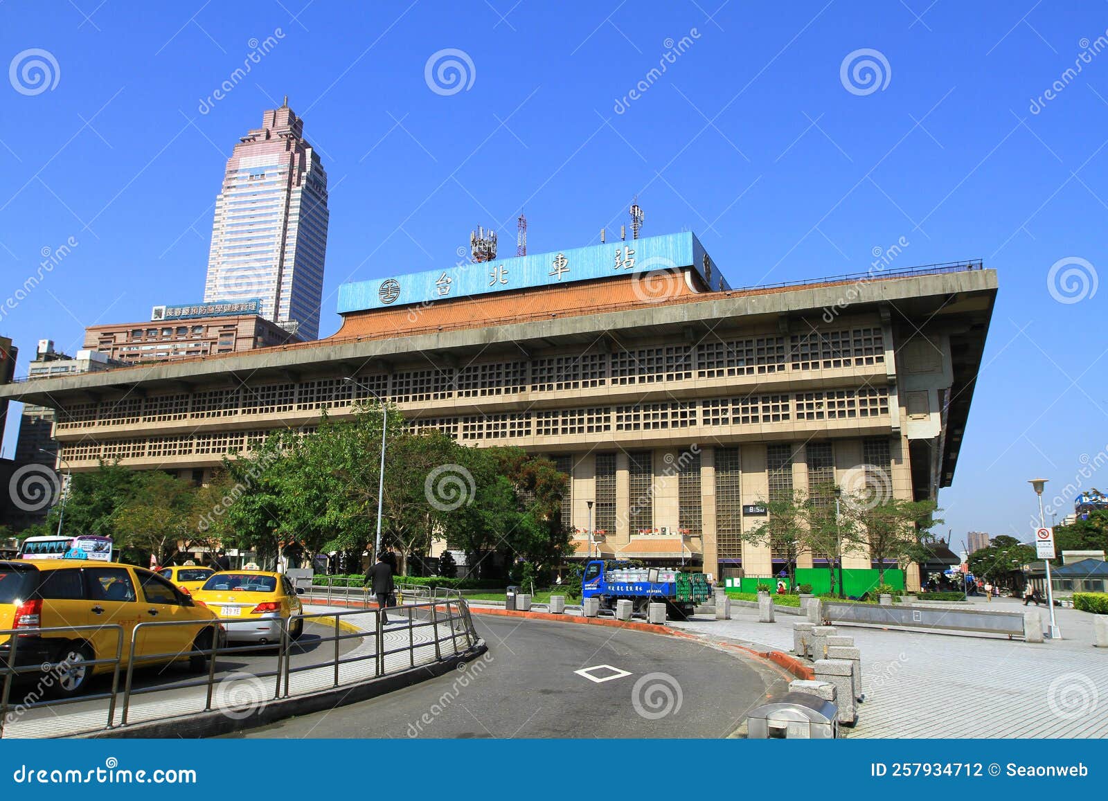 Taipei Main Station is a Major Hub in Taipei 20 April 2011 Editorial ...
