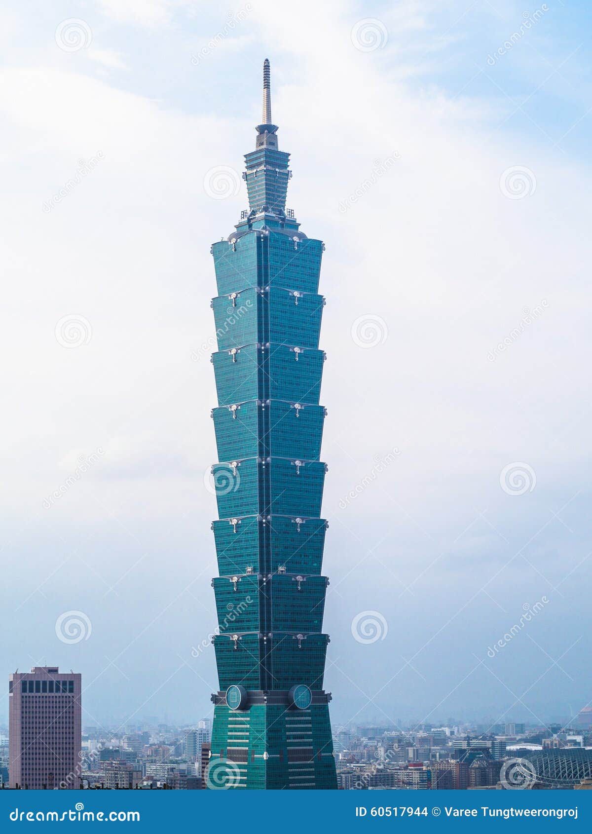Taipei 101 Skyscraper, Taiwan Stock Photo - Image of mountain ...