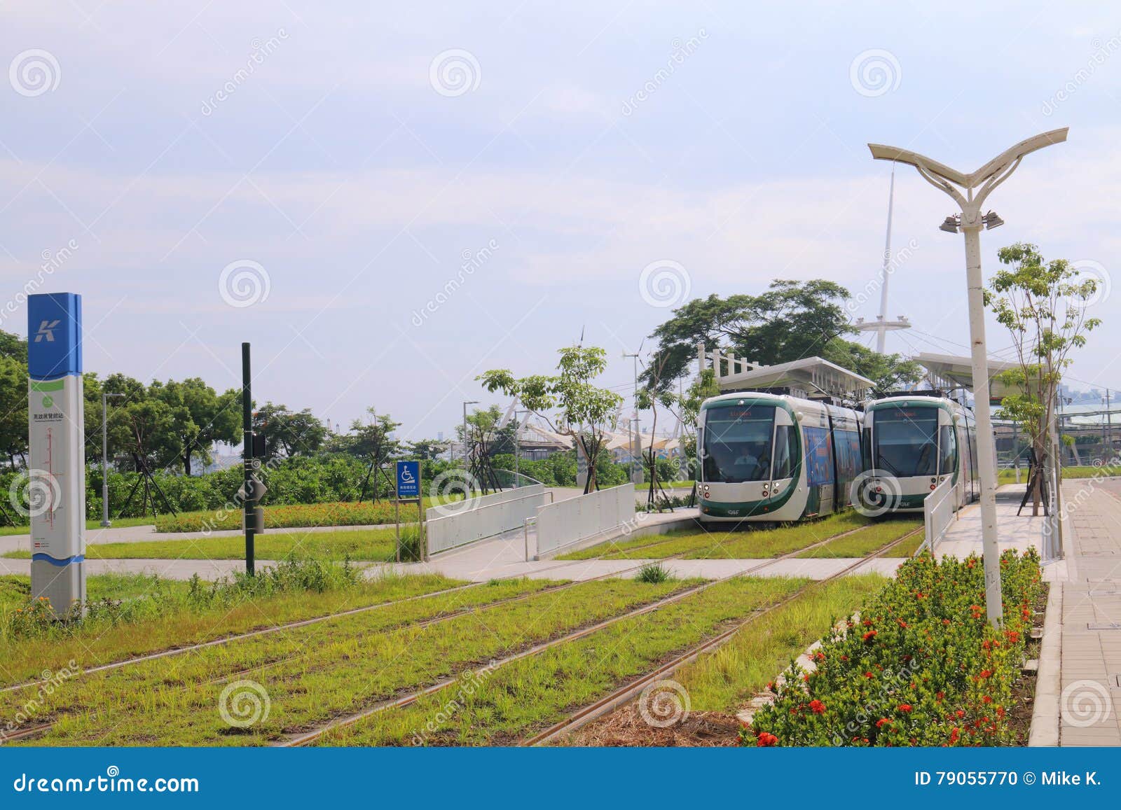 Taiwan : Kaohsiung Light Rail Editorial Image - Image of travel, taiwan ...
