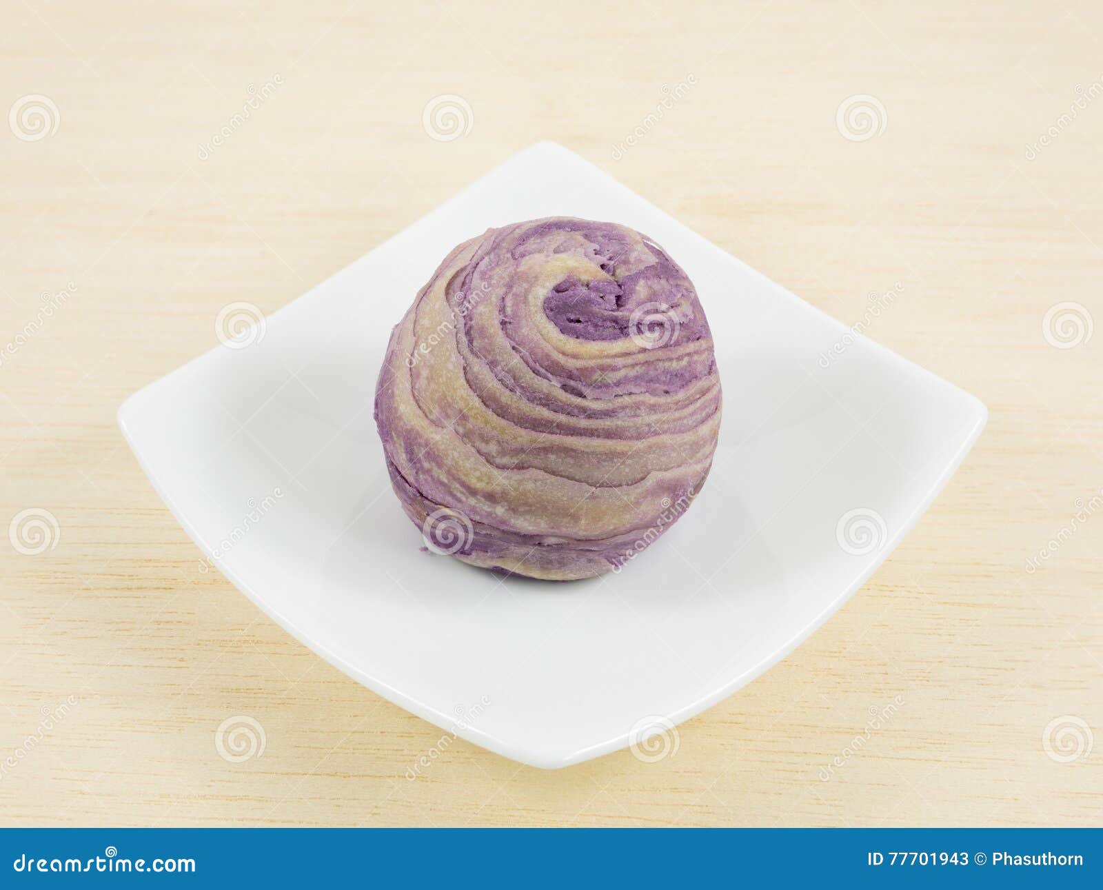 The Taiwanese Violet Crystal Taro Cake Stock Image - Image of taiwanese ...