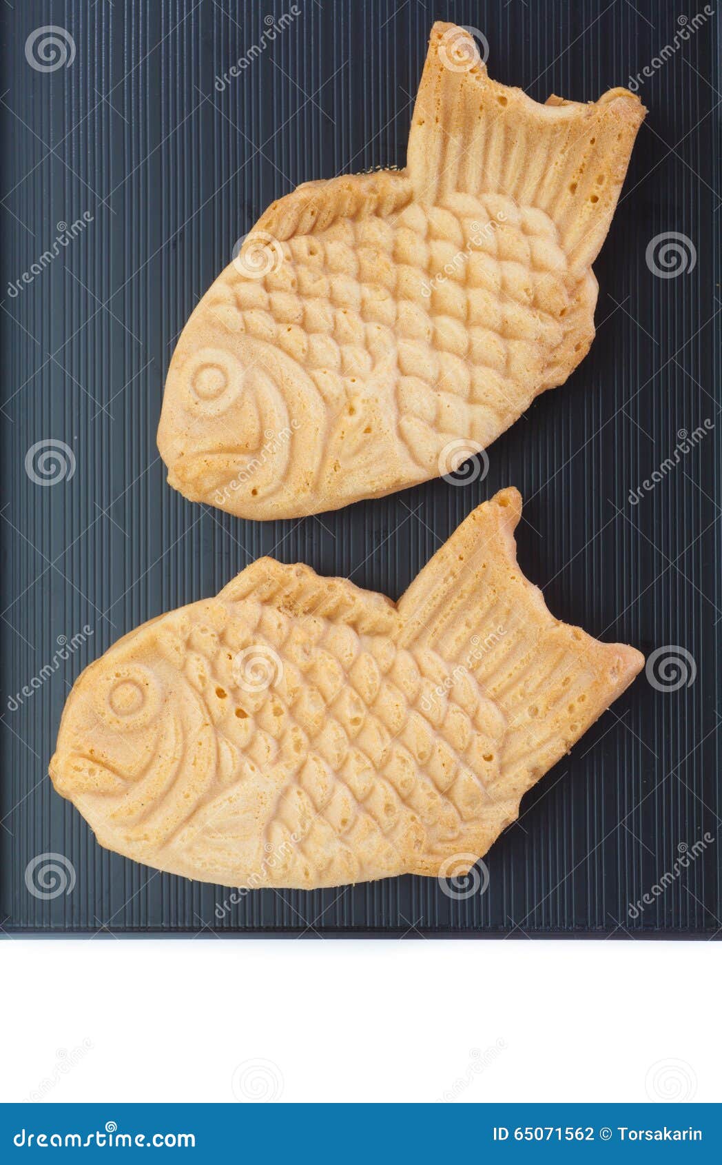 Taiyaki, Japanese Fish Shaped Cake Stock Photo - Image of snack ...