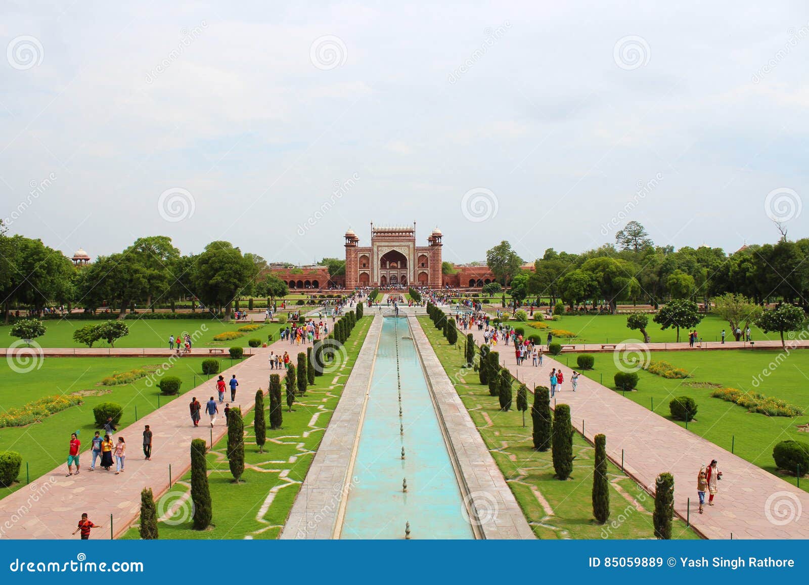 Taj mahal gate editorial stock image. Image of mahal - 85059889