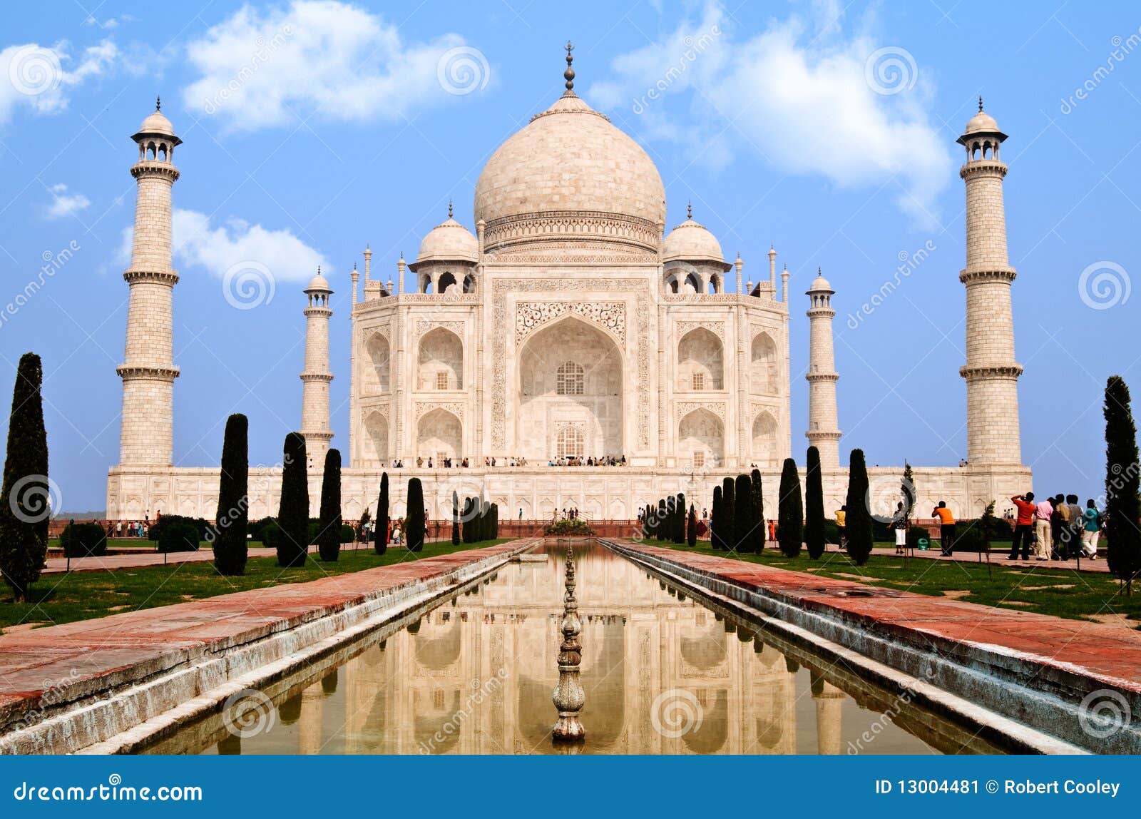 The Taj Mahal and Reflecting Pool Editorial Photo - Image of trip ...