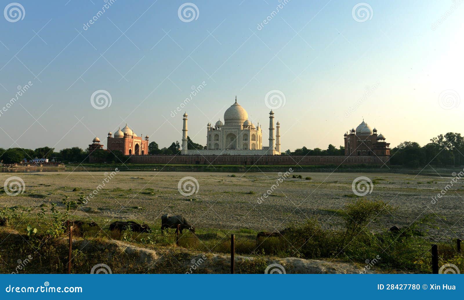 Taj Mahal at Sunset, India stock photo. Image of magnificent - 28427780