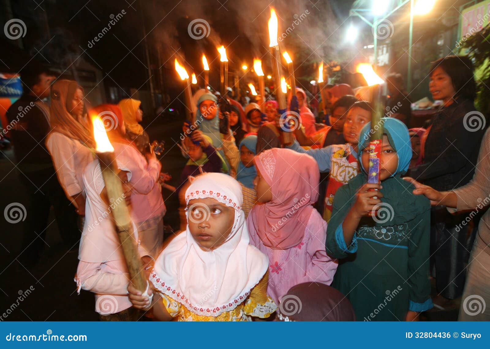 Takbir Eid fotografia editoriale. Immagine di torcia - 32804436