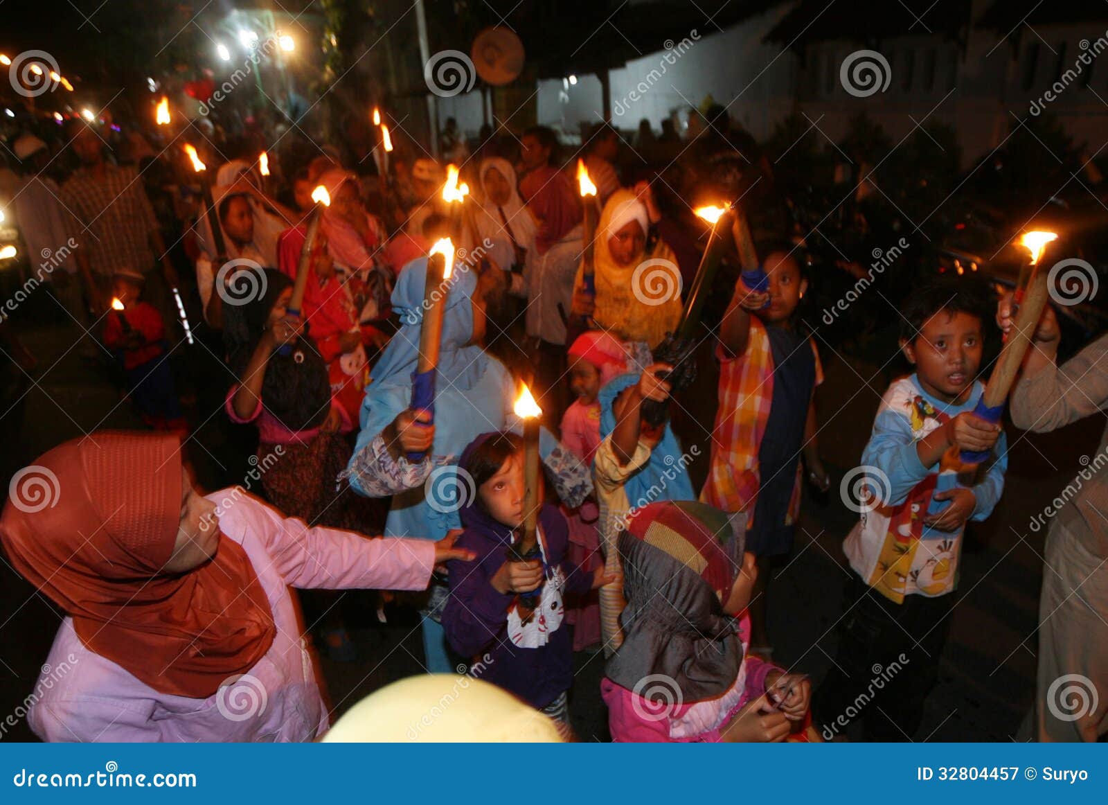 Takbir Eid editorial photography. Image of children, takbir - 32804457