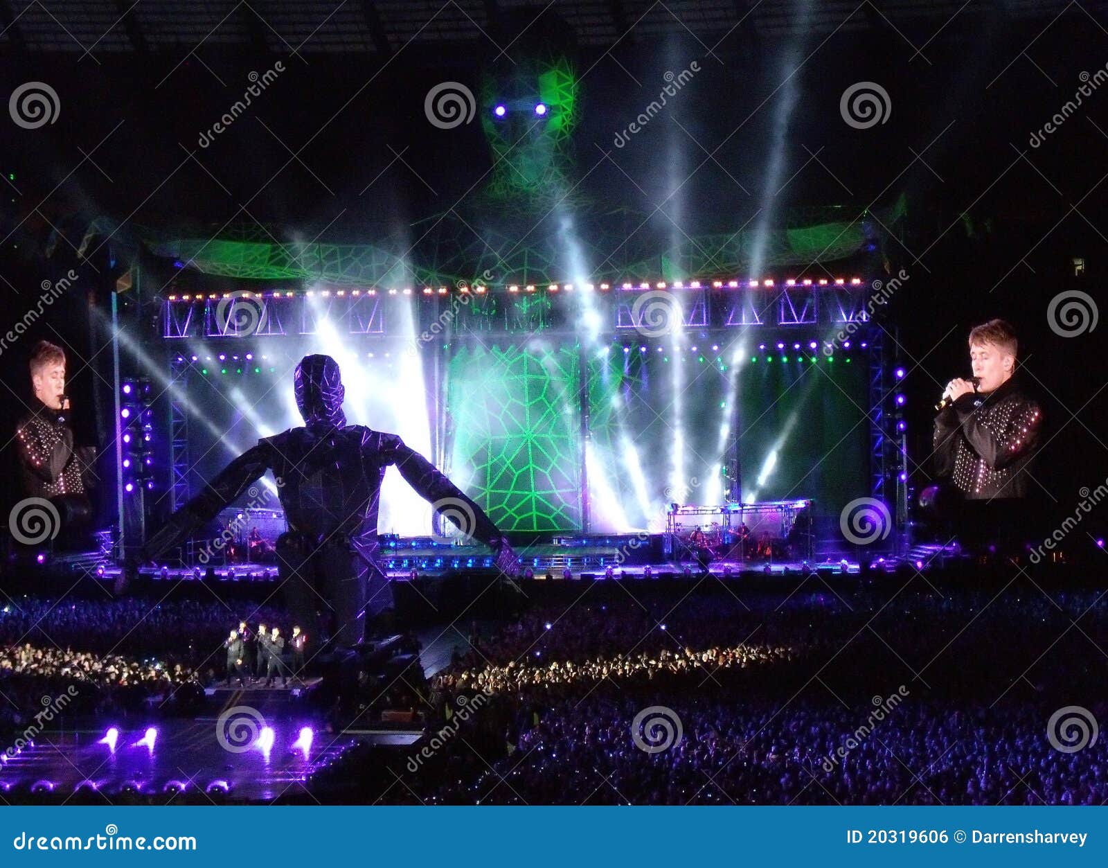 Take that Progress Tour Live Editorial Photo - Image of capacity, crowd ...