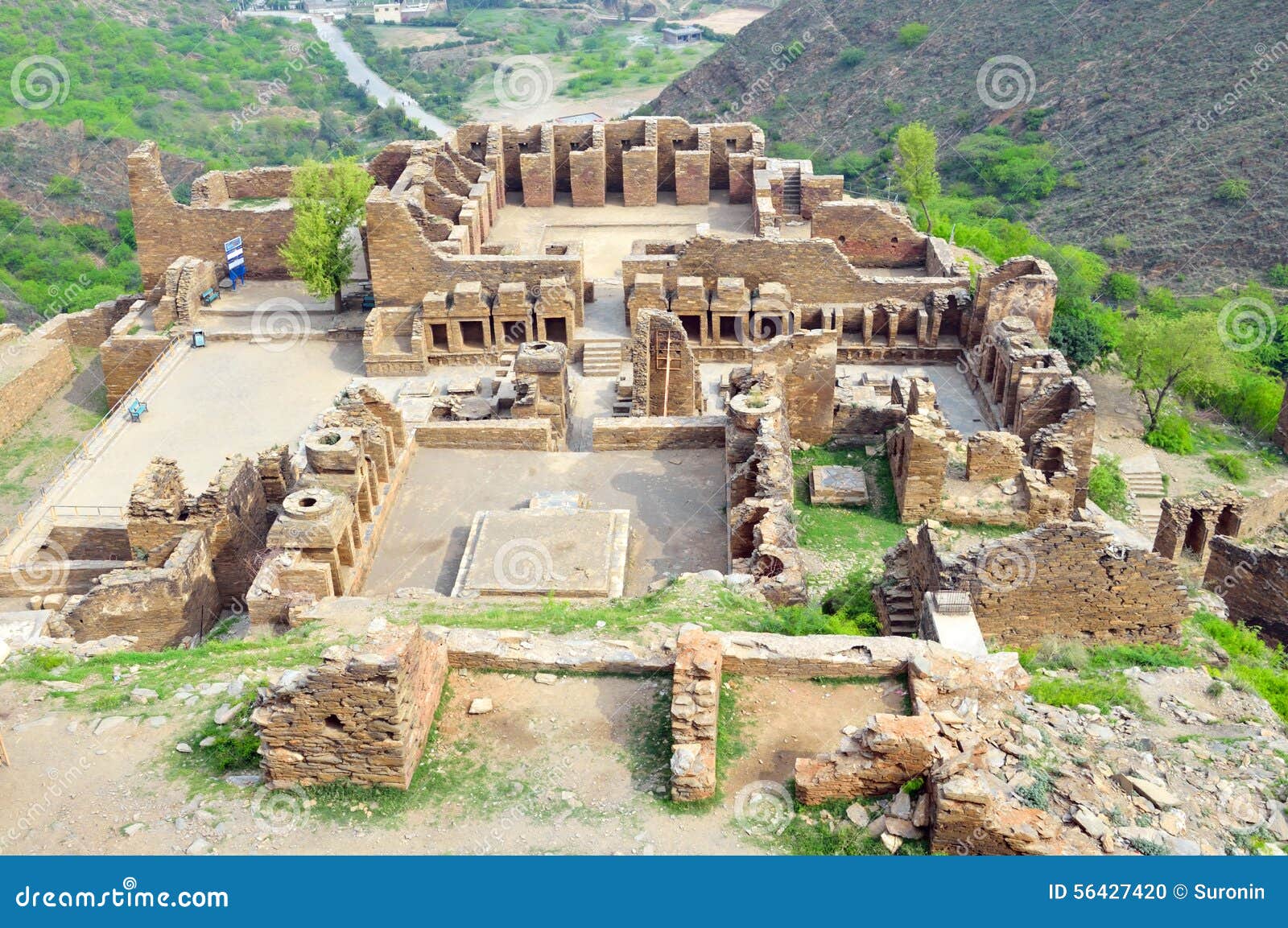 Takht-i-Bahi photo stock. Image du monastique, khyber - 56427420