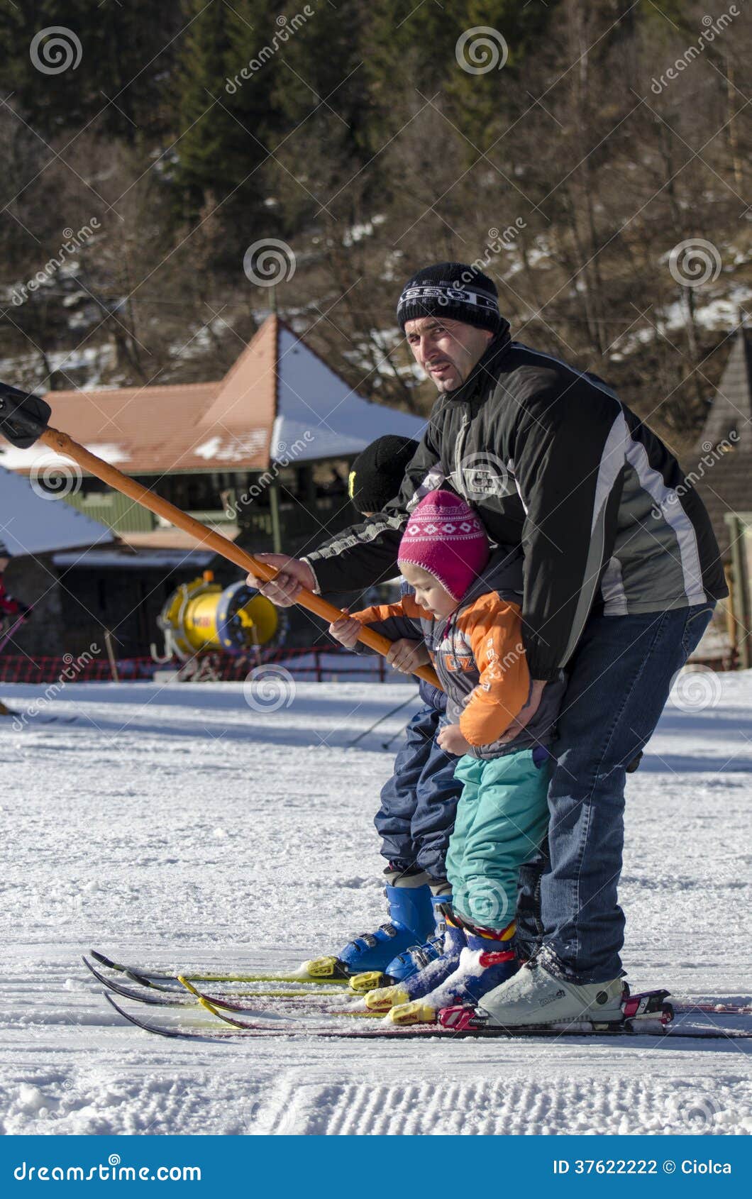 Taking the ski lift editorial photography. Image of people - 37622222