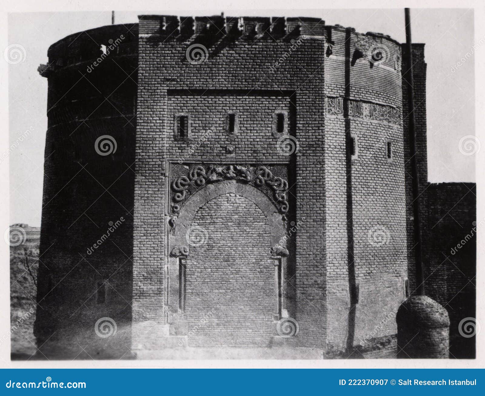 Talisman Gate In Baghdad Picture. Image: 222370907