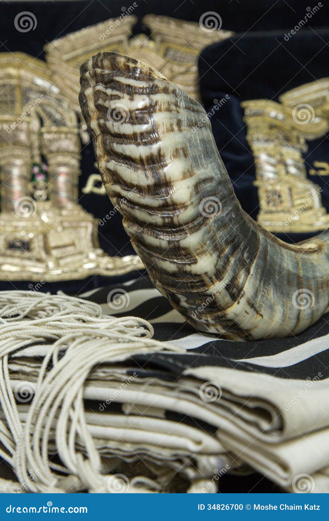 Talit & Shofar foto de stock. Imagem de joia, talmudo - 34826700
