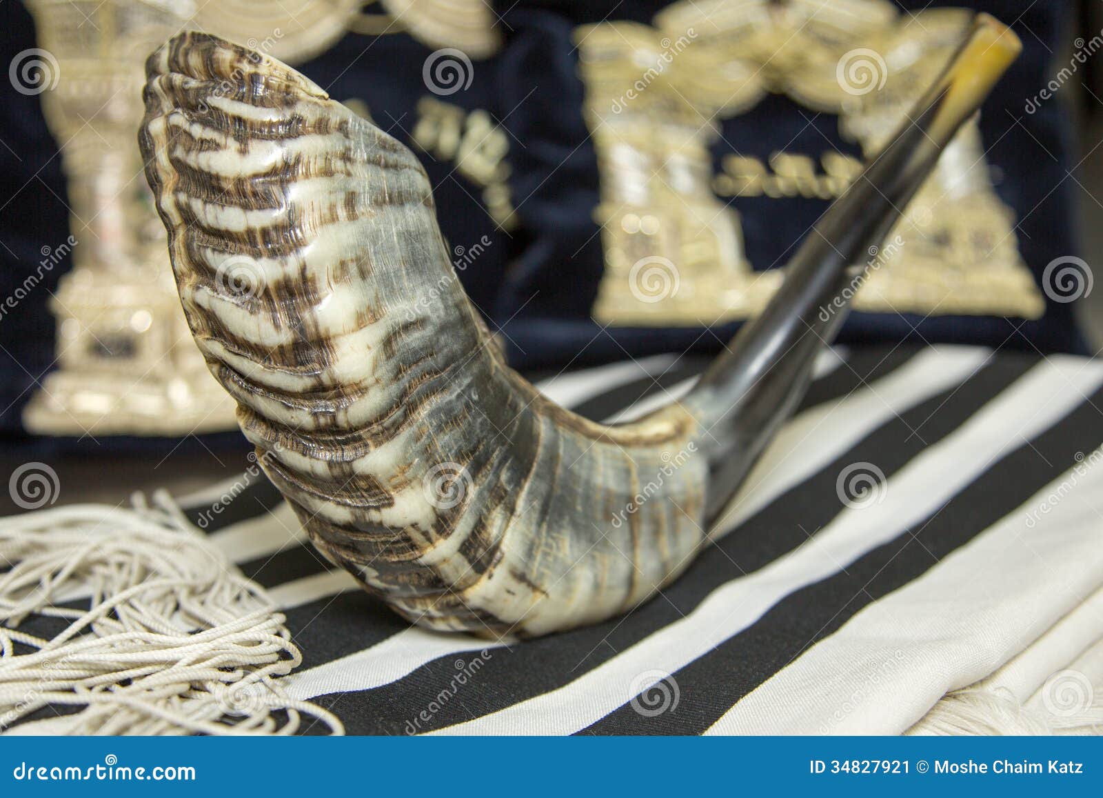 Talit & Shofar stock image. Image of ortodox, mezuzah - 34827921