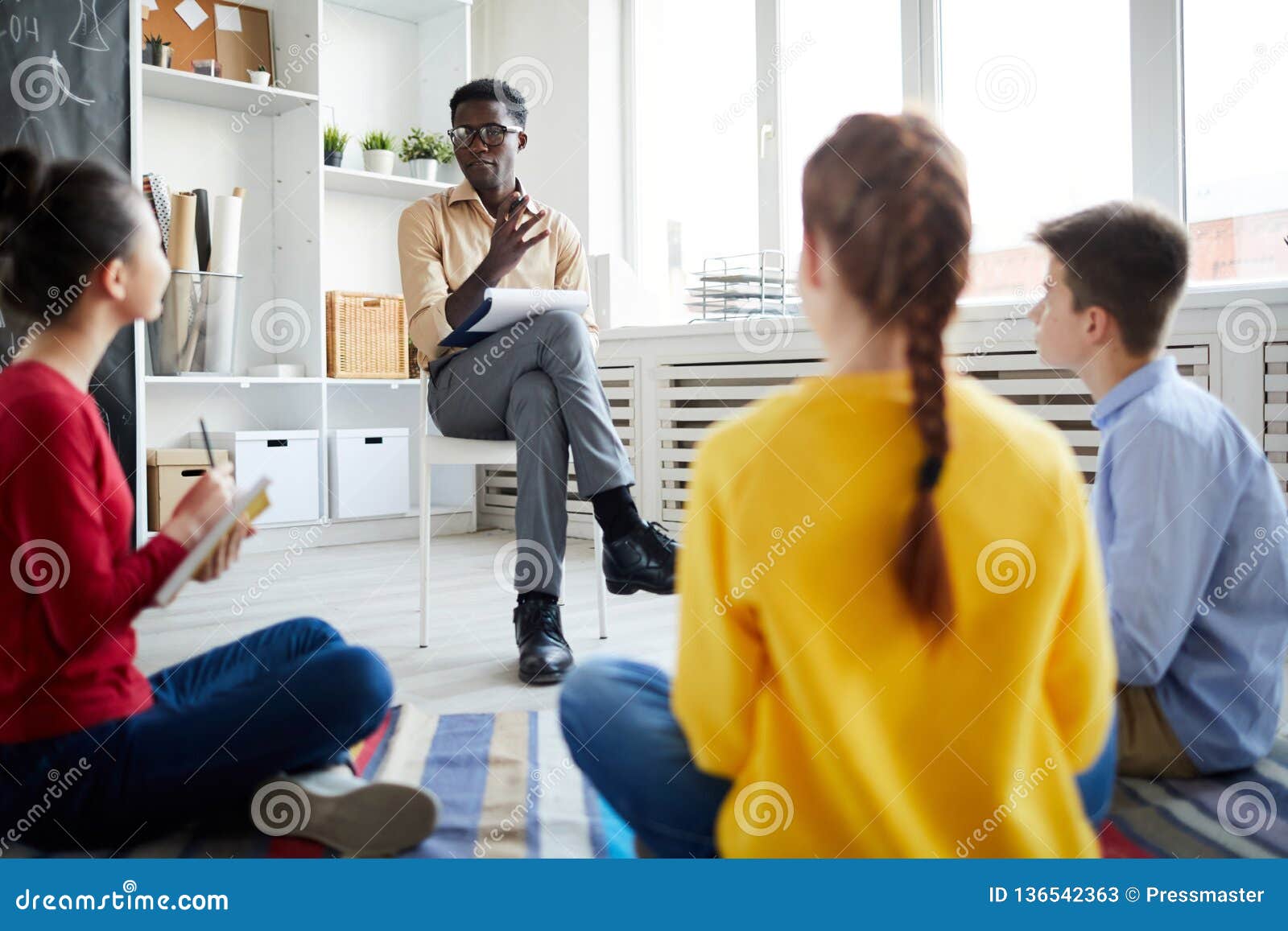 Talking to learners stock image. Image of adult, profession - 136542363