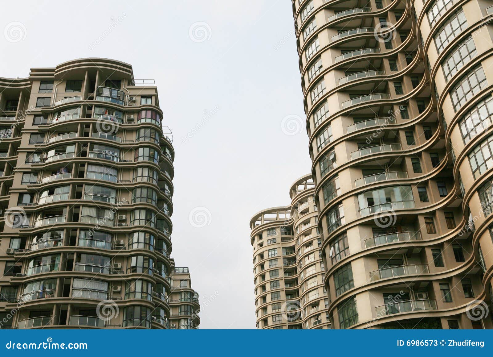 TALL BUILDING stock image. Image of curve, exterior, construction - 6986573