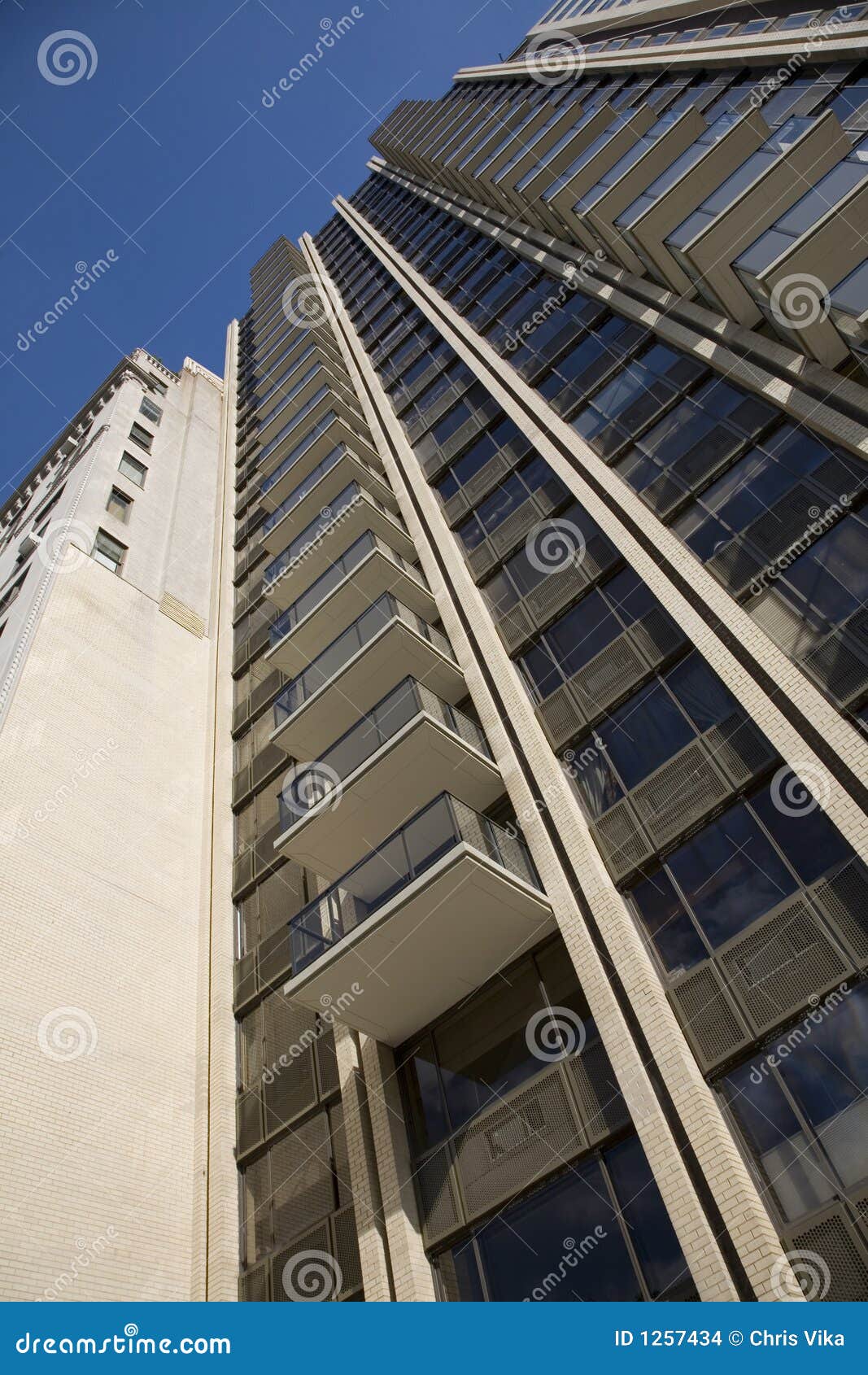 Tall Luxury Apartment Building Stock Photo - Image of patio, city: 1257434