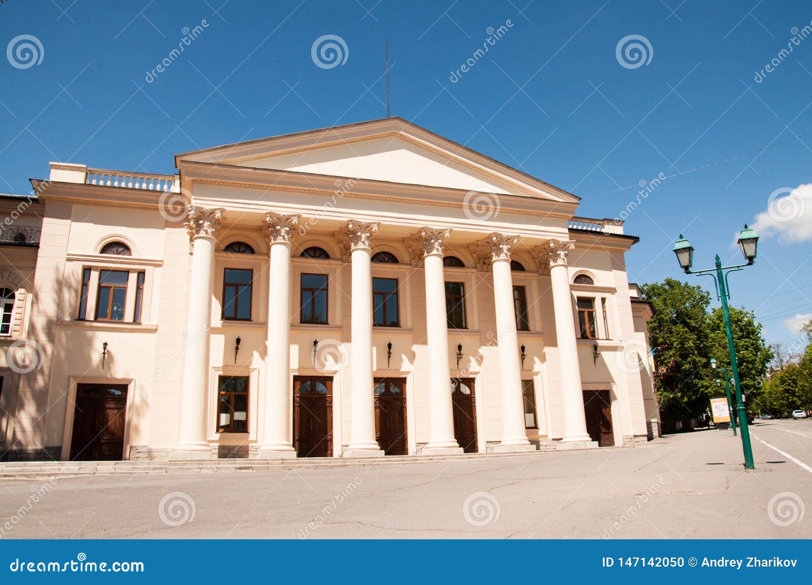 Tall Modern Building with Large Pillars Stock Photo - Image of ...
