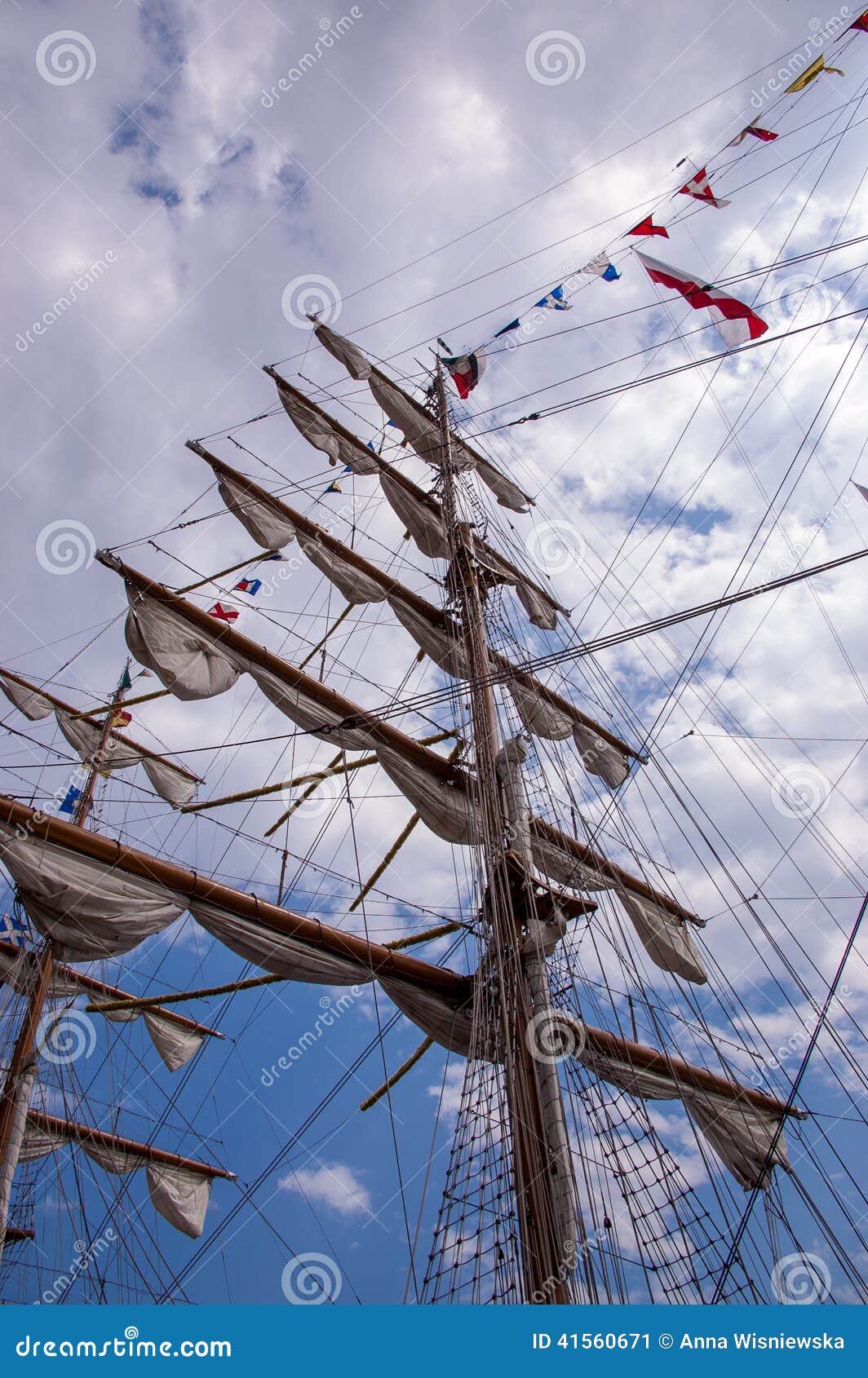 Tall ship masts stock image. Image of wood, boat, tall - 41560671